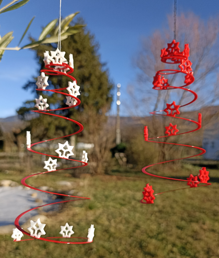 spiral spring gravity christmas ornament by Eric Laroche | Download free STL model | Printables.com