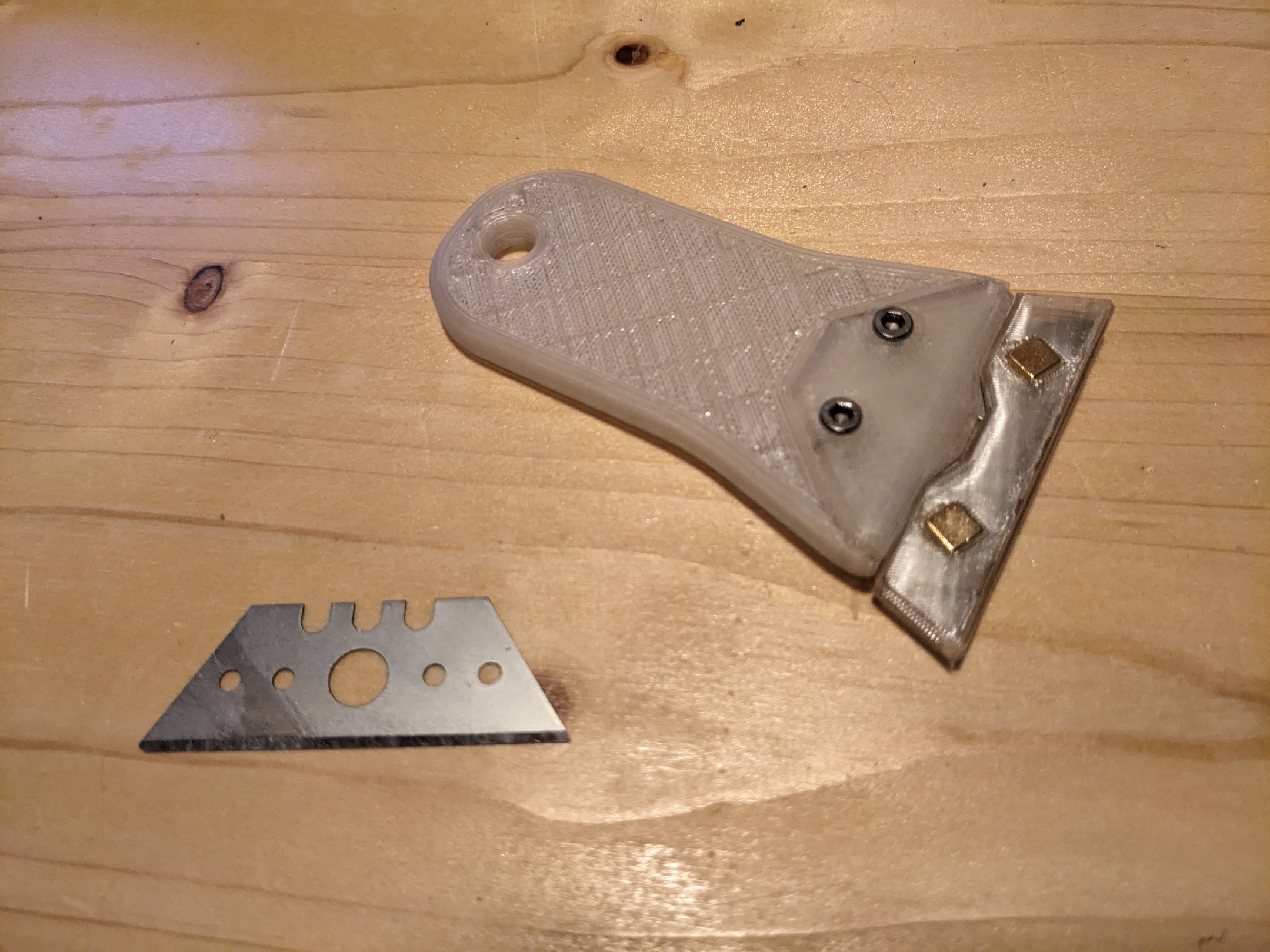 Utility blade scraper with blade guard - blades with three notches by ...