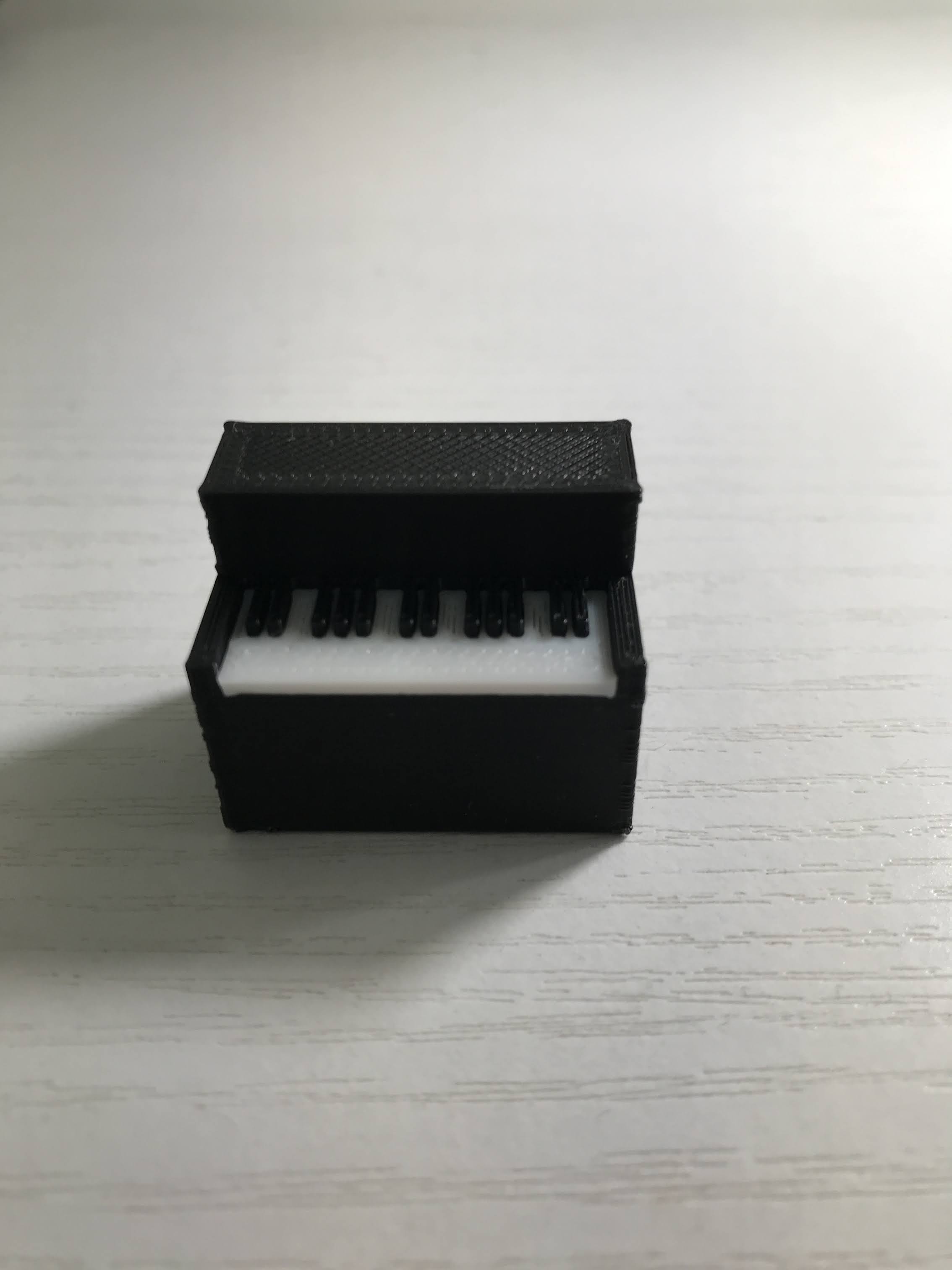 Model Stand-Up Piano multicolor by Finn Wilbanks | Download free STL ...