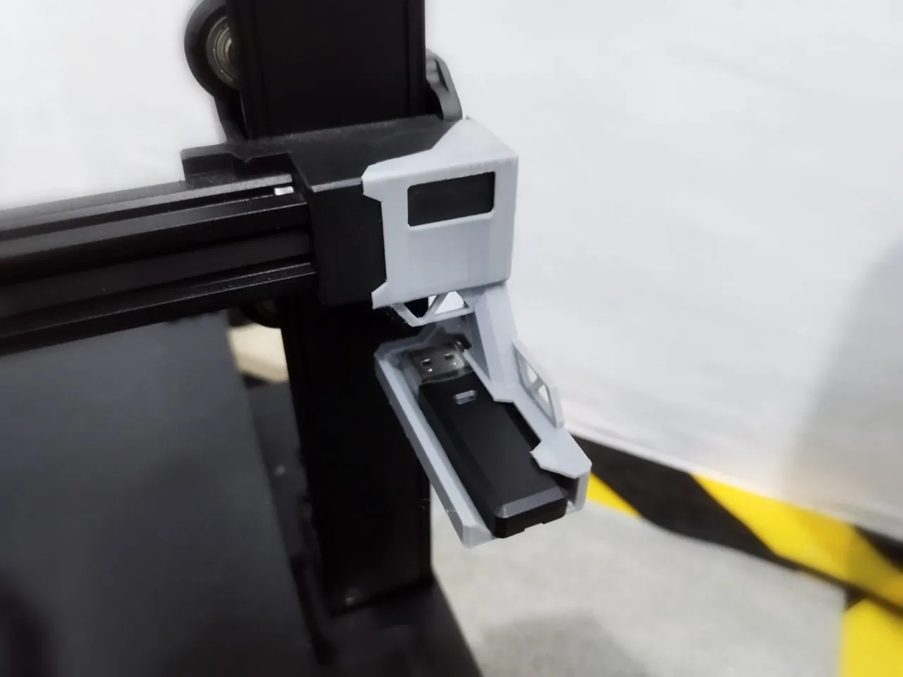 Ender 3 V3 SE USB Holder by Nora | Download free STL model | Printables.com