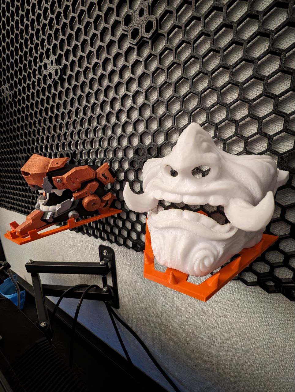 Mask holder for wall storage by Snegovik107 | Download free STL model ...