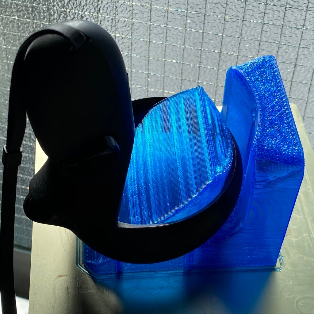 OCULUS QUEST WALL HANGER GEN2020 by CodeName X | Download free STL ...