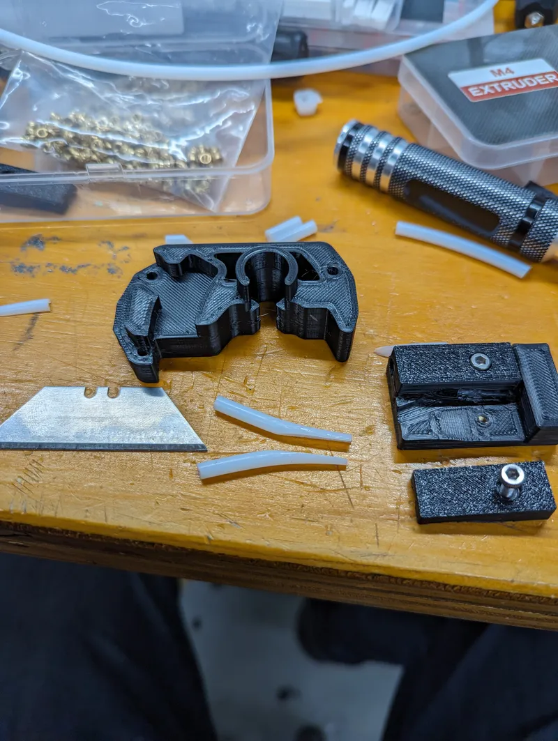 Dual Filament Voron M4 Extruder + Creality mount von Tim Mallard ...