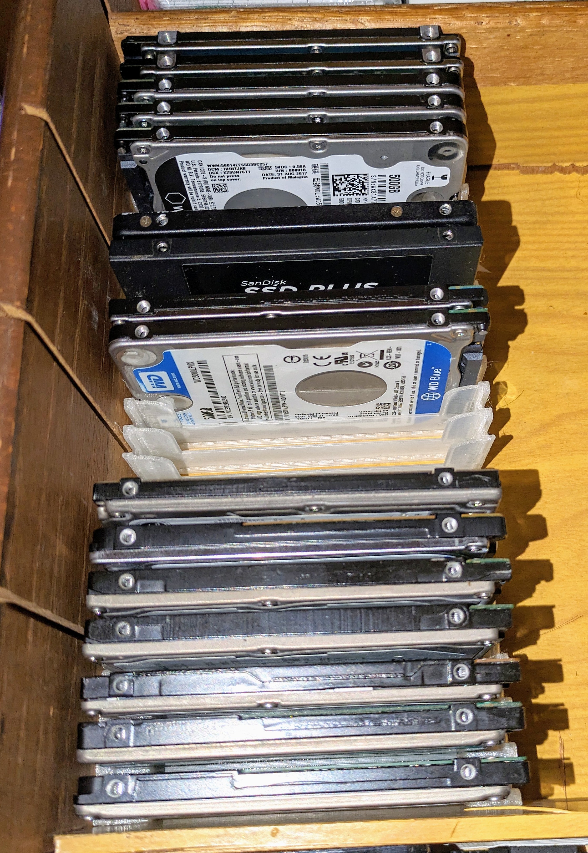 2.5 inch drive storage rack by ptrlow6 | Download free STL model ...