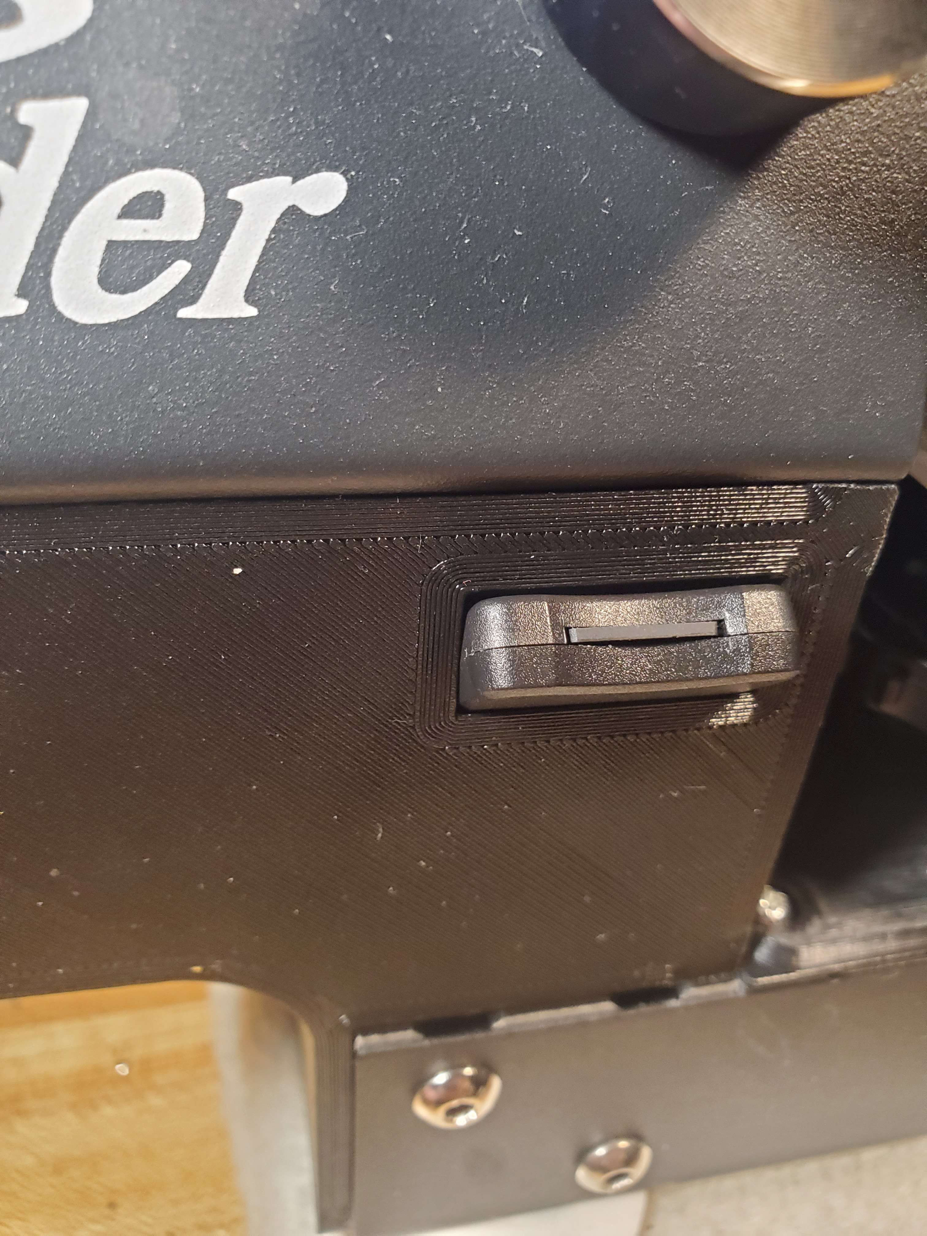 Ender 3 Screen Relocation Bracket by Tumblefluff | Download free STL ...