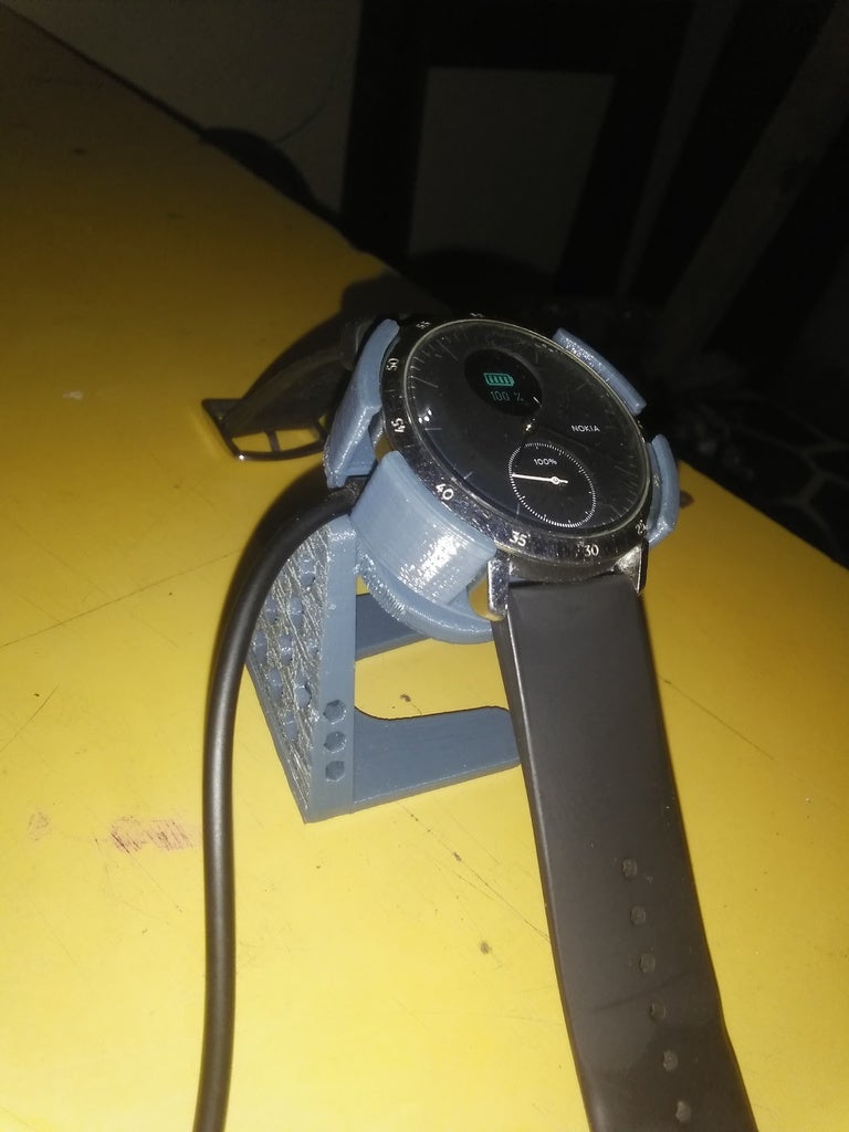 SmartWatch Stand Steel Hr withings by Diallomm | Download free STL ...