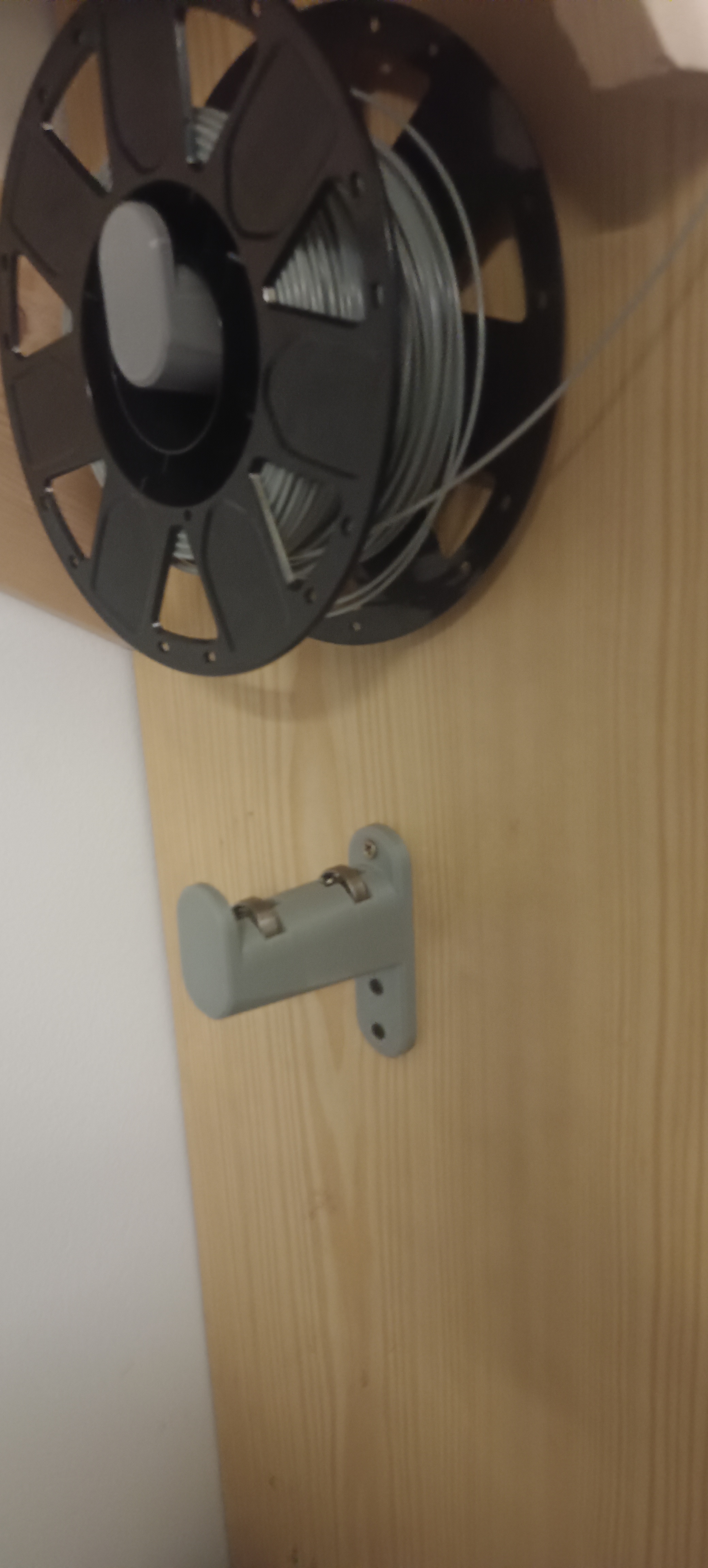 filament wall spool holder by Ondra Gross | Download free STL model ...