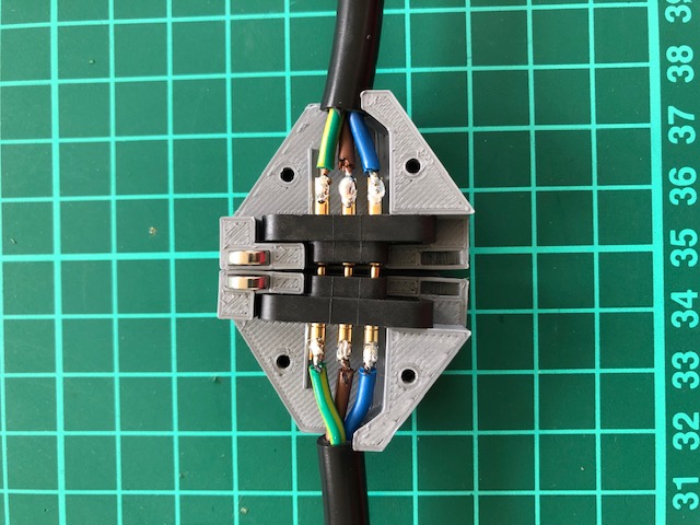 Magnetic connector for a 3 pins spring loaded pogo by Adjuro | Download ...