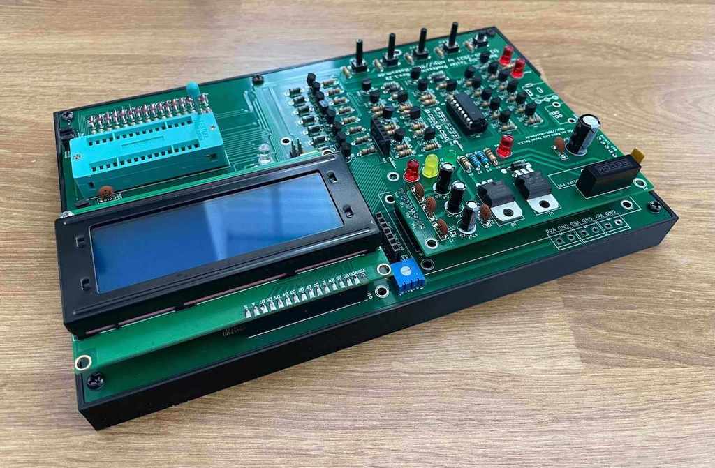 Retro Chip Tester Pro RCT Case Stand by ElectricApple | Download free ...