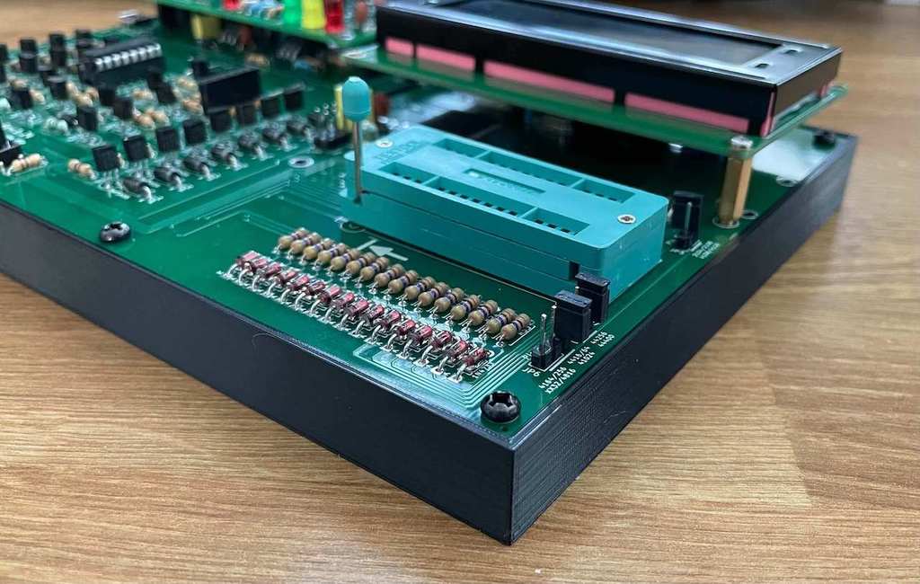 Retro Chip Tester Pro RCT Case Stand by ElectricApple | Download free ...