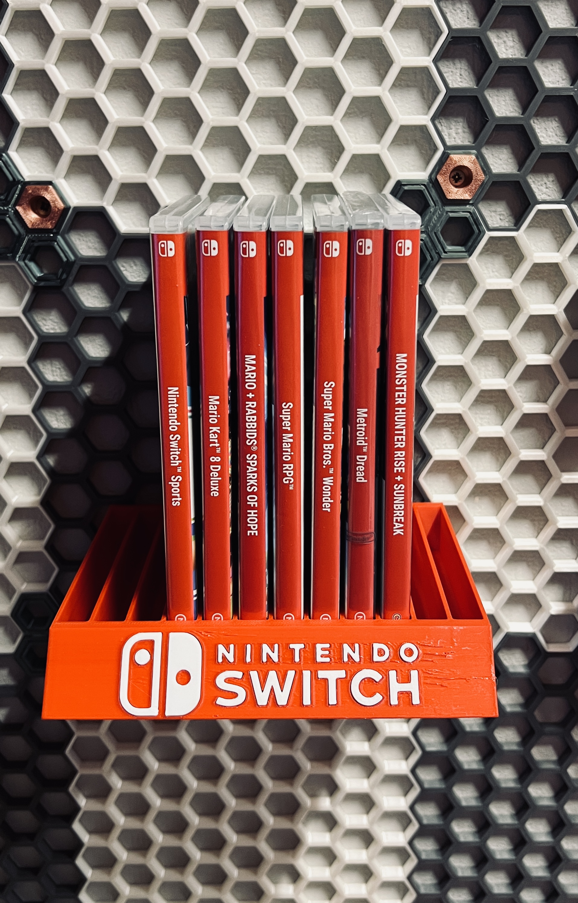 Honeycomb Wall Nintendo Game Case Holder by kingpodling | Download free ...