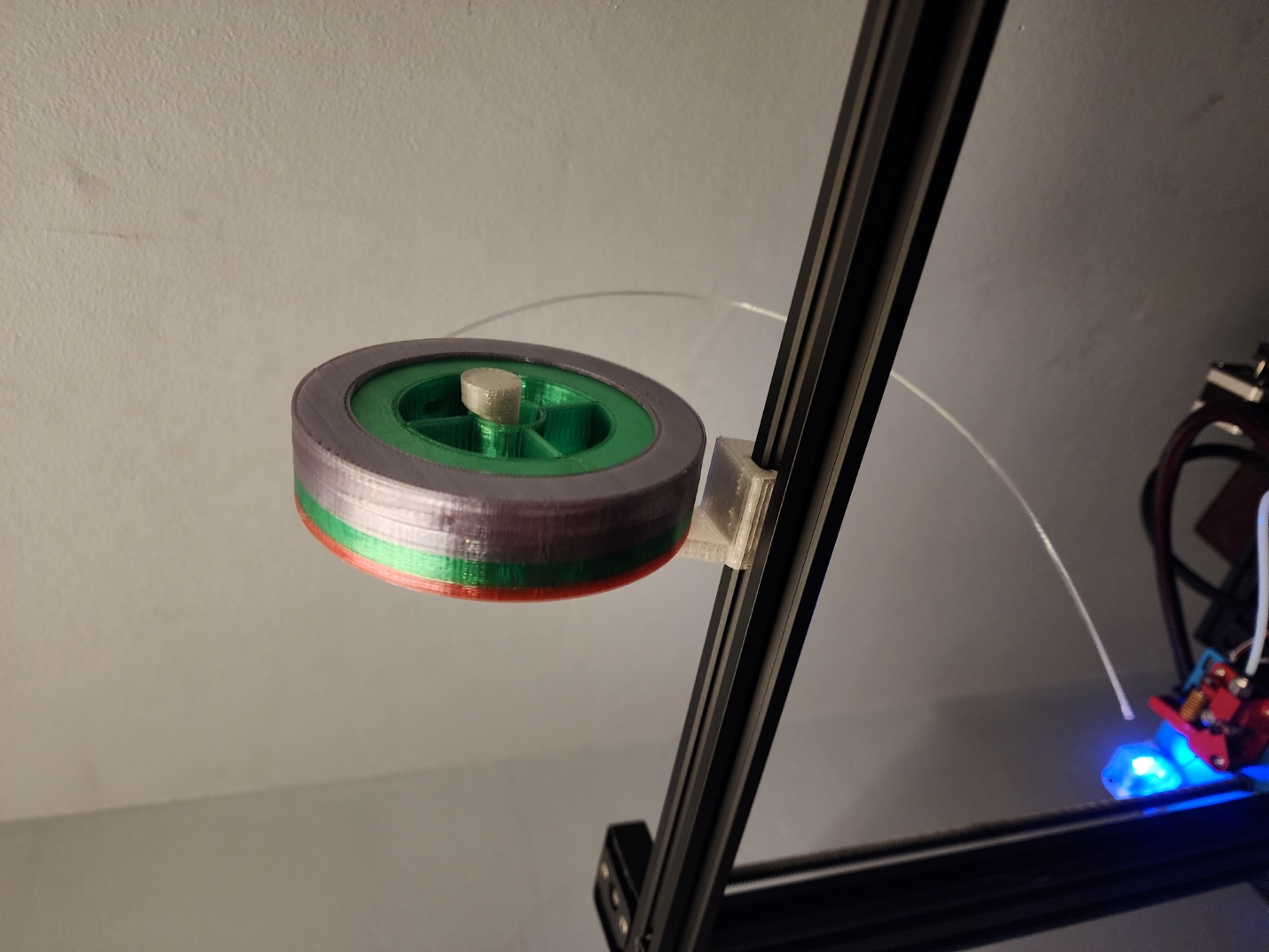 Mini Spooler Filament Holder V2 by BarTroll | Download free STL model ...