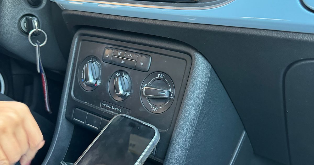 12V MagSafe Car Dock by N800AN | Download free STL model | Printables.com
