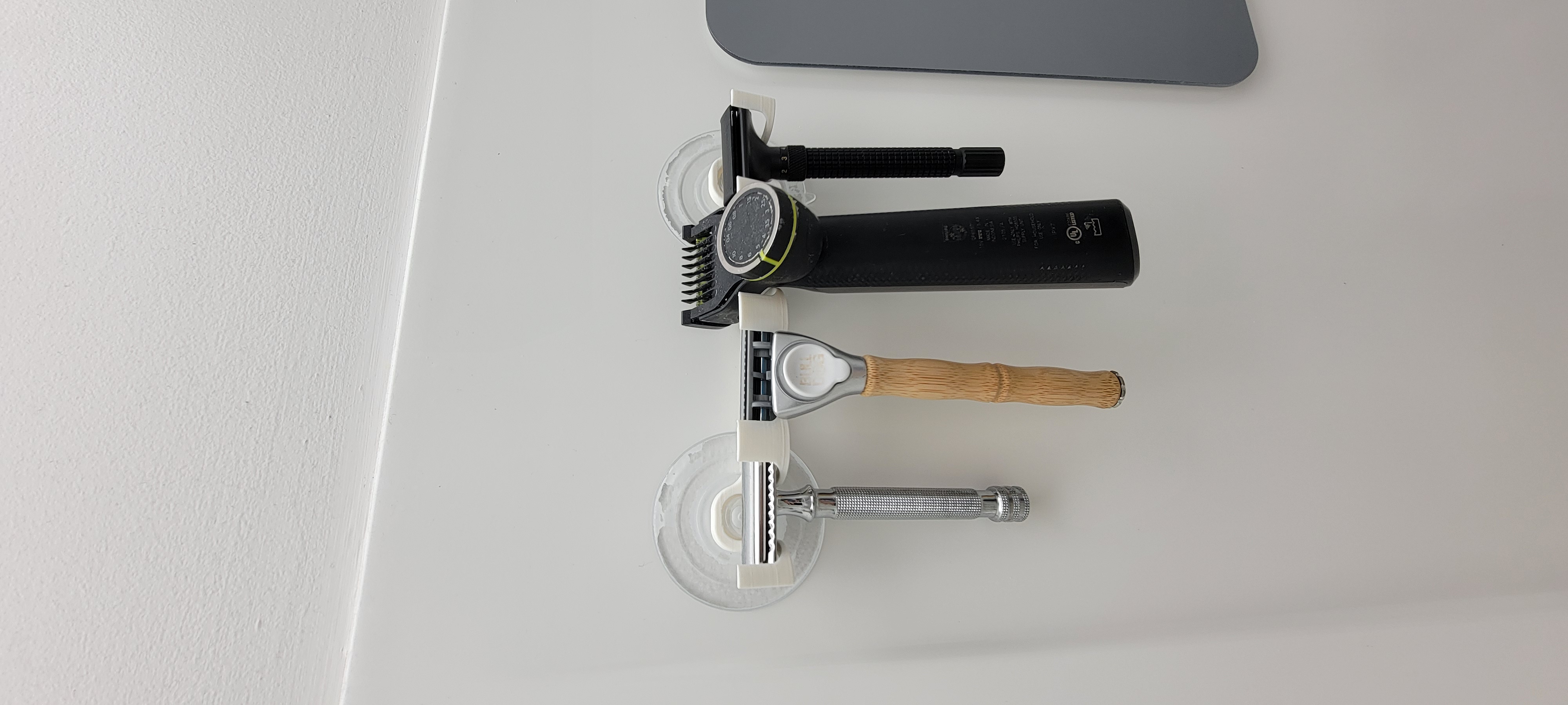 Shower razor blade hanger by Kyle | Download free STL model ...