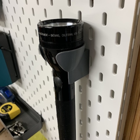 SKADIS MAGLITE (C CELL) MOUNT by TJDesign | Download free STL model ...