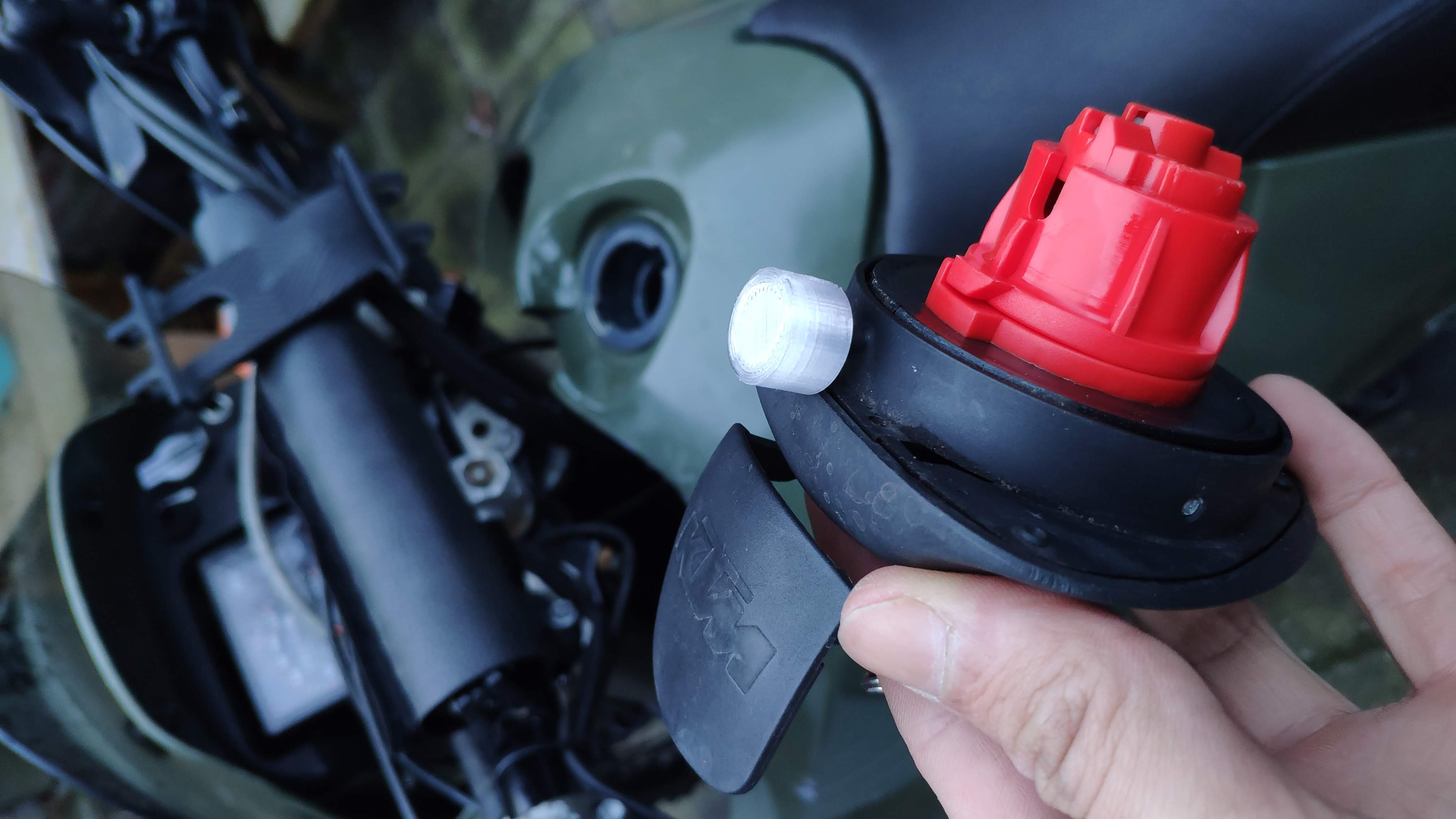 Motorcycle tank vent cap by Ramon | Download free STL model ...