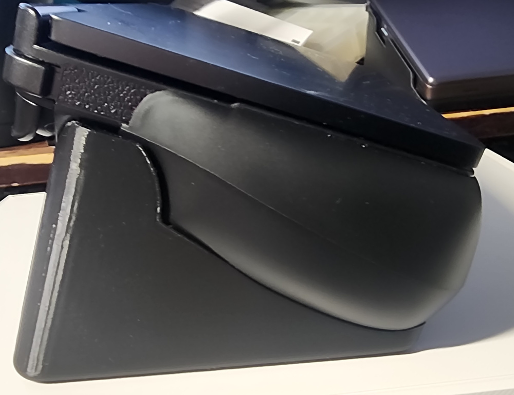 GPD Win Mini w grips Dock by Thump2010 | Download free STL model ...