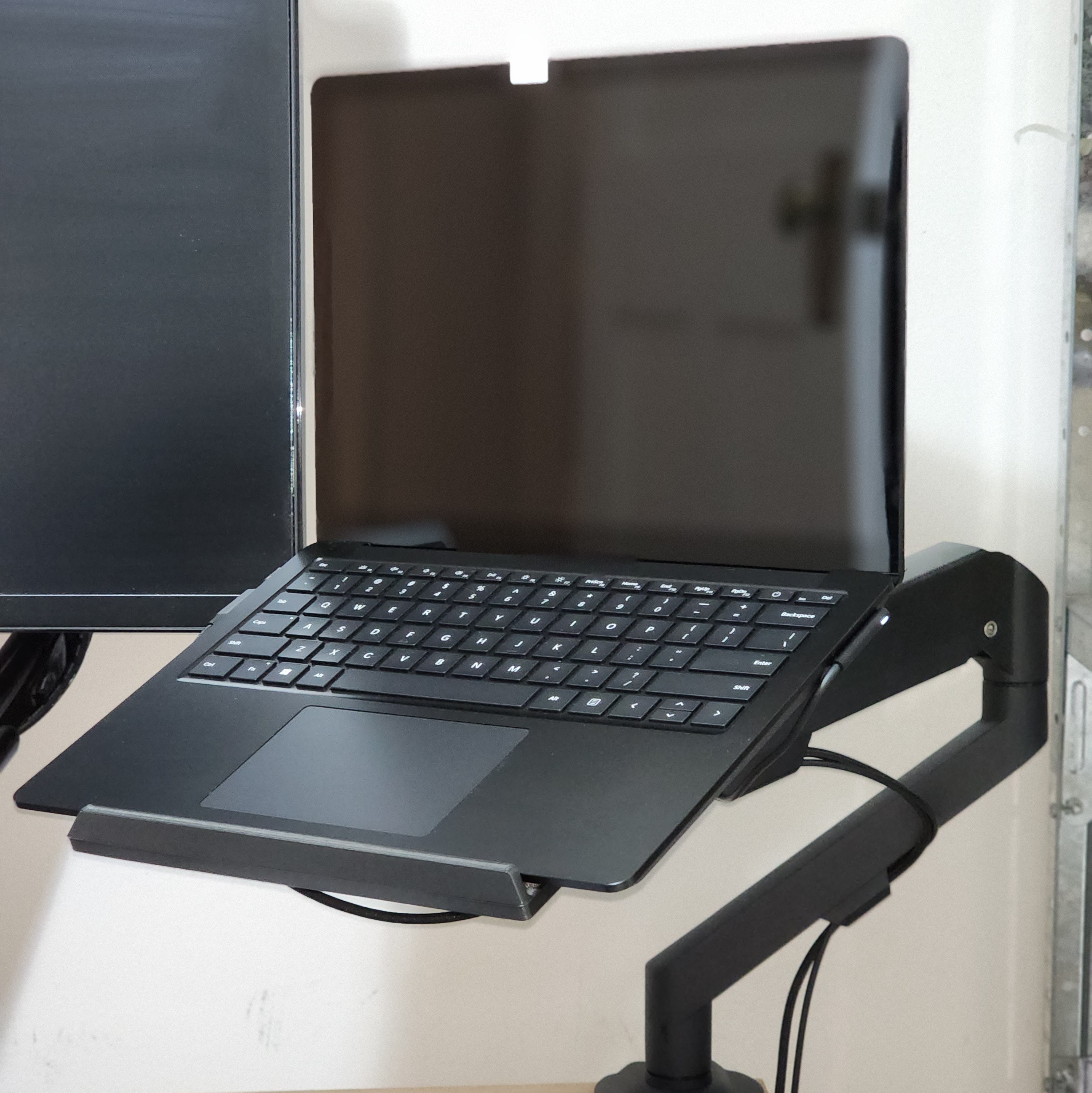 Laptop Monitor Arm Base Plate Mount by nxp200 | Download free STL model ...