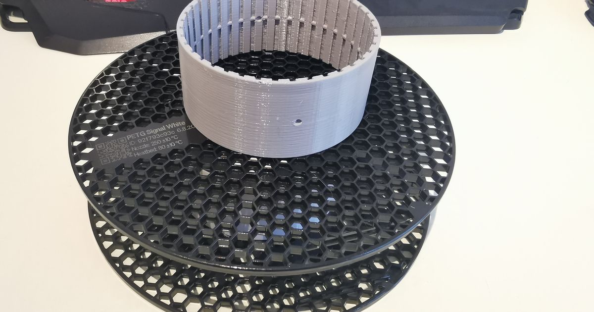 Minimal width prusa spool core by KIL0 | Download free STL model ...