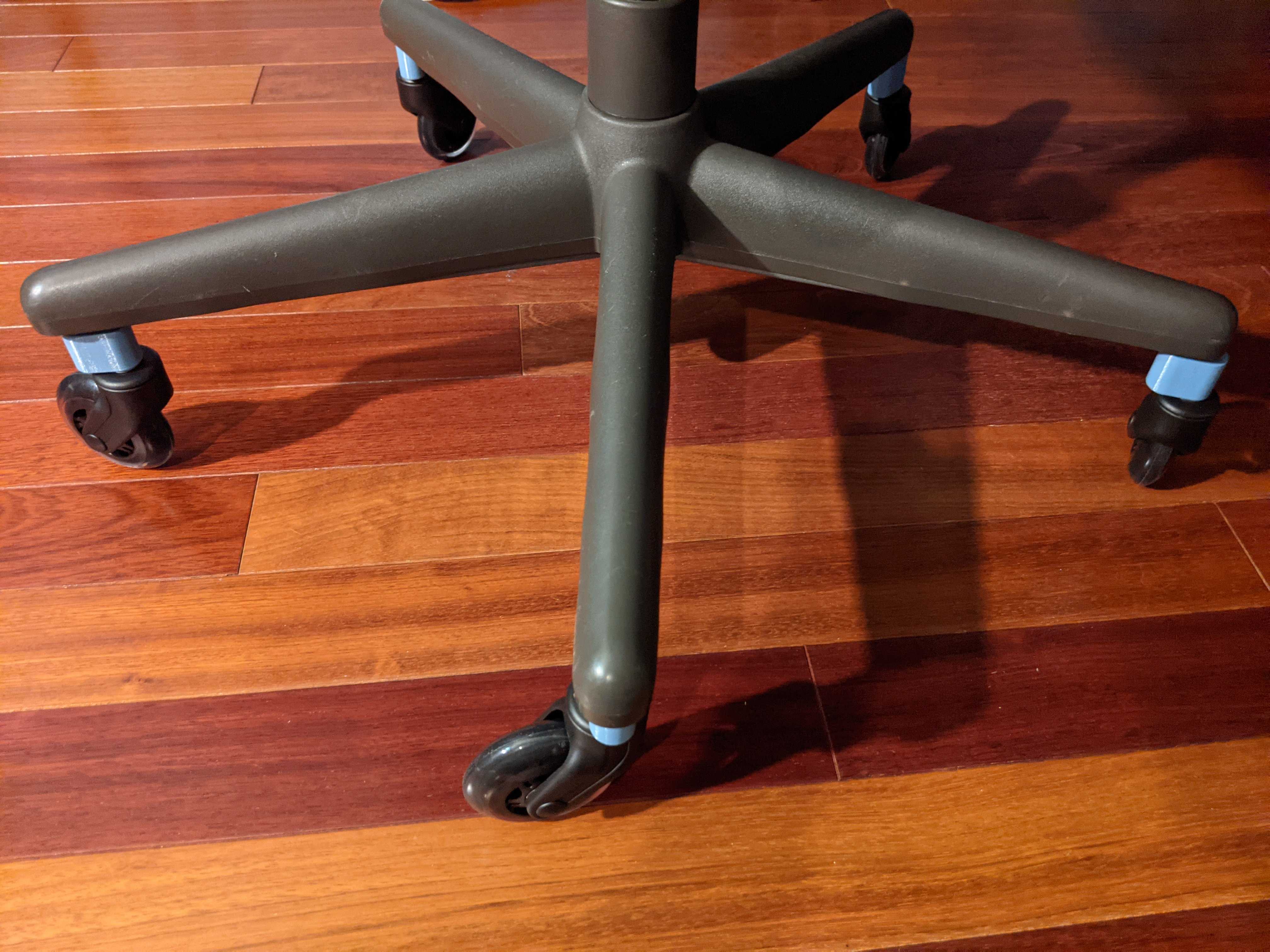 Steelcase welded caster pin adapter by merlin04 | Download free STL ...