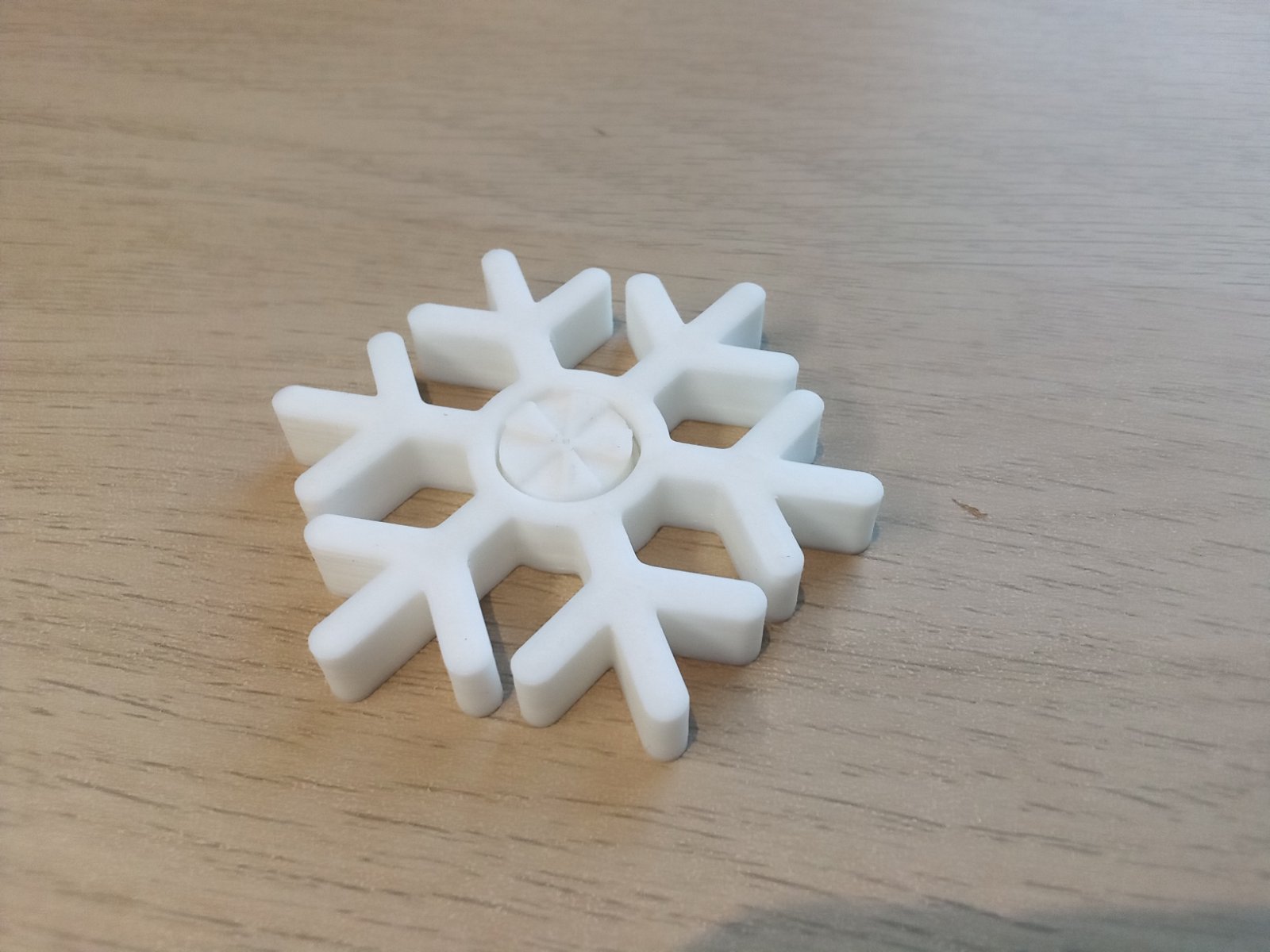 SnowFlake Anti Stress Spinner by Sir Cogwheel | Download free STL model ...