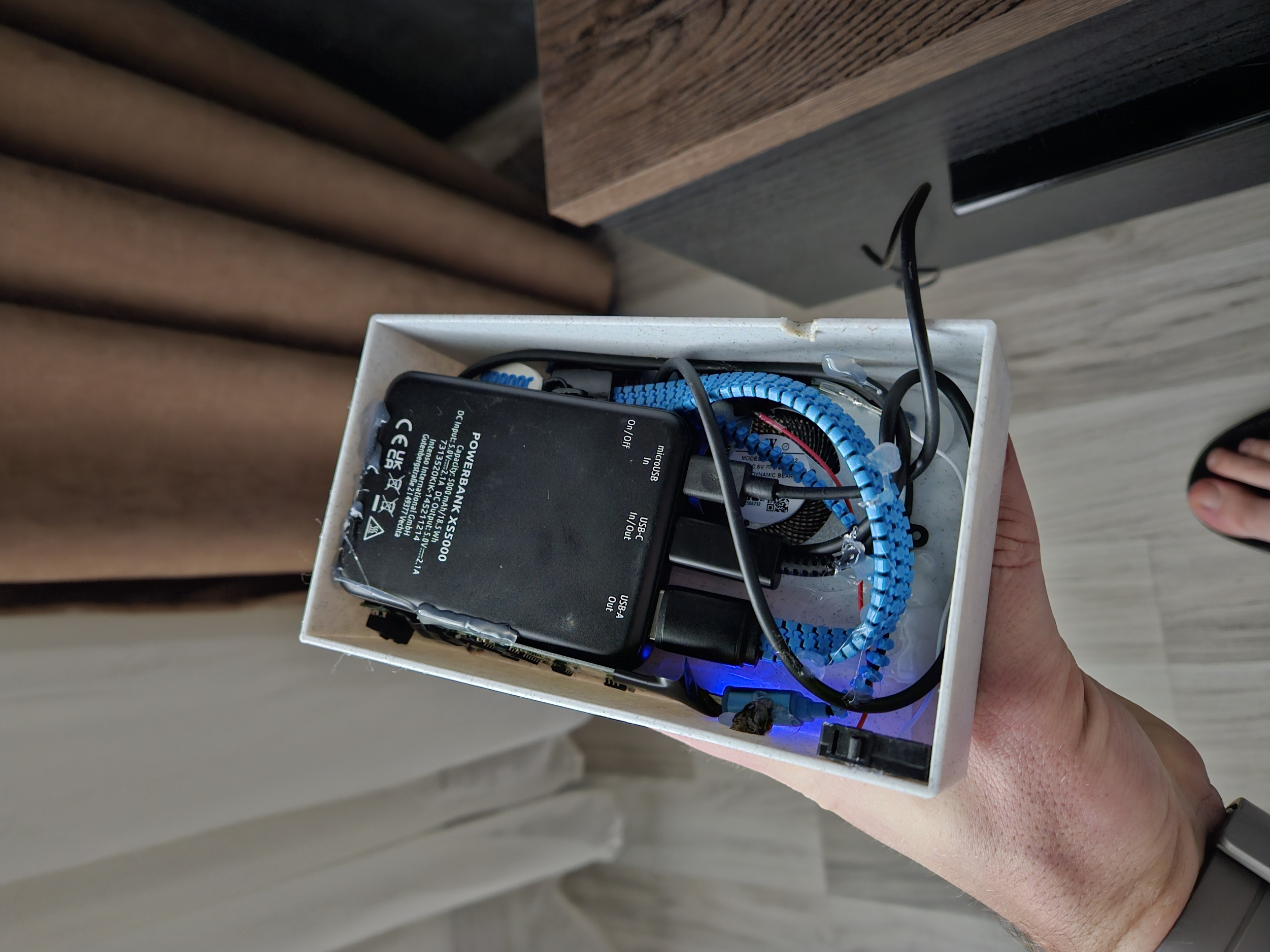 Samsung wireless charging station by Bogdan Tanasa | Download free STL ...