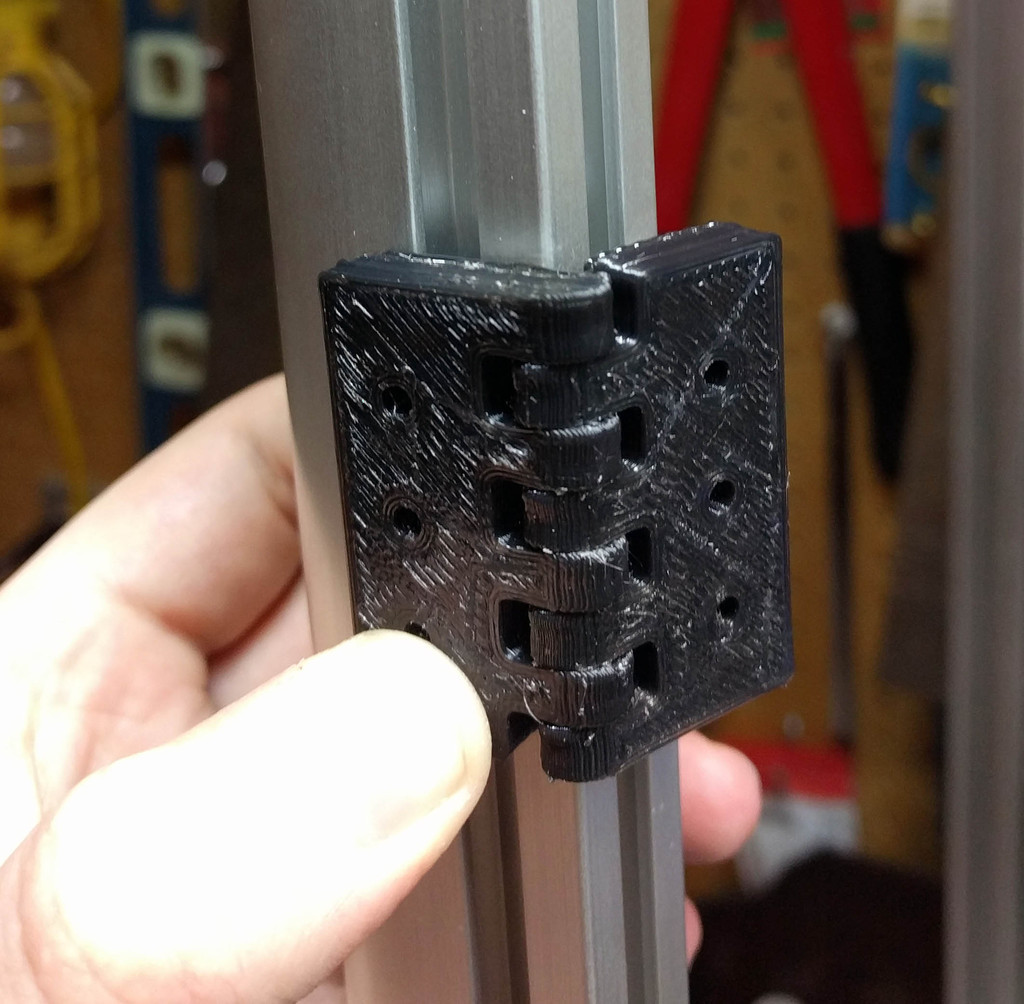 Print In Place Trapped Hinge for 2020 Extrusions by Beavertank ...