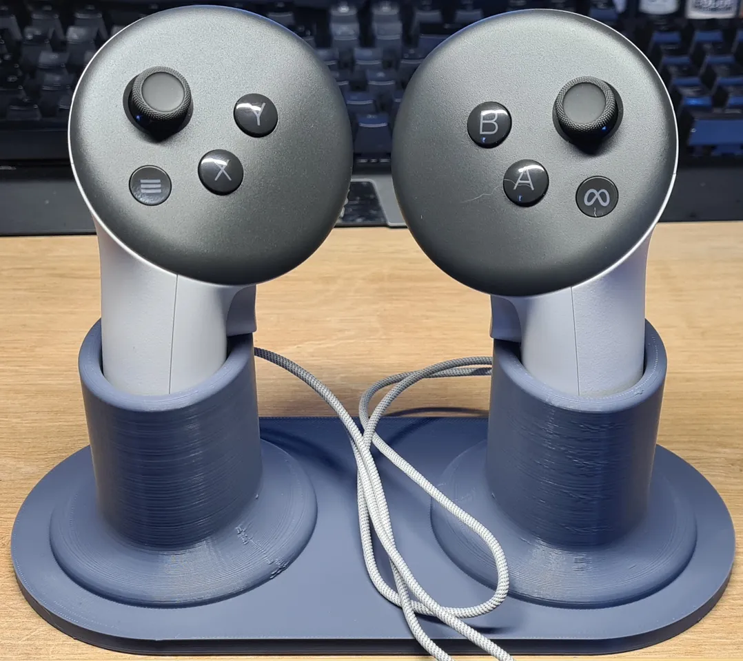 Meta Quest 3 controller stand by Ein Huhn vom Huehnerhof | Download ...