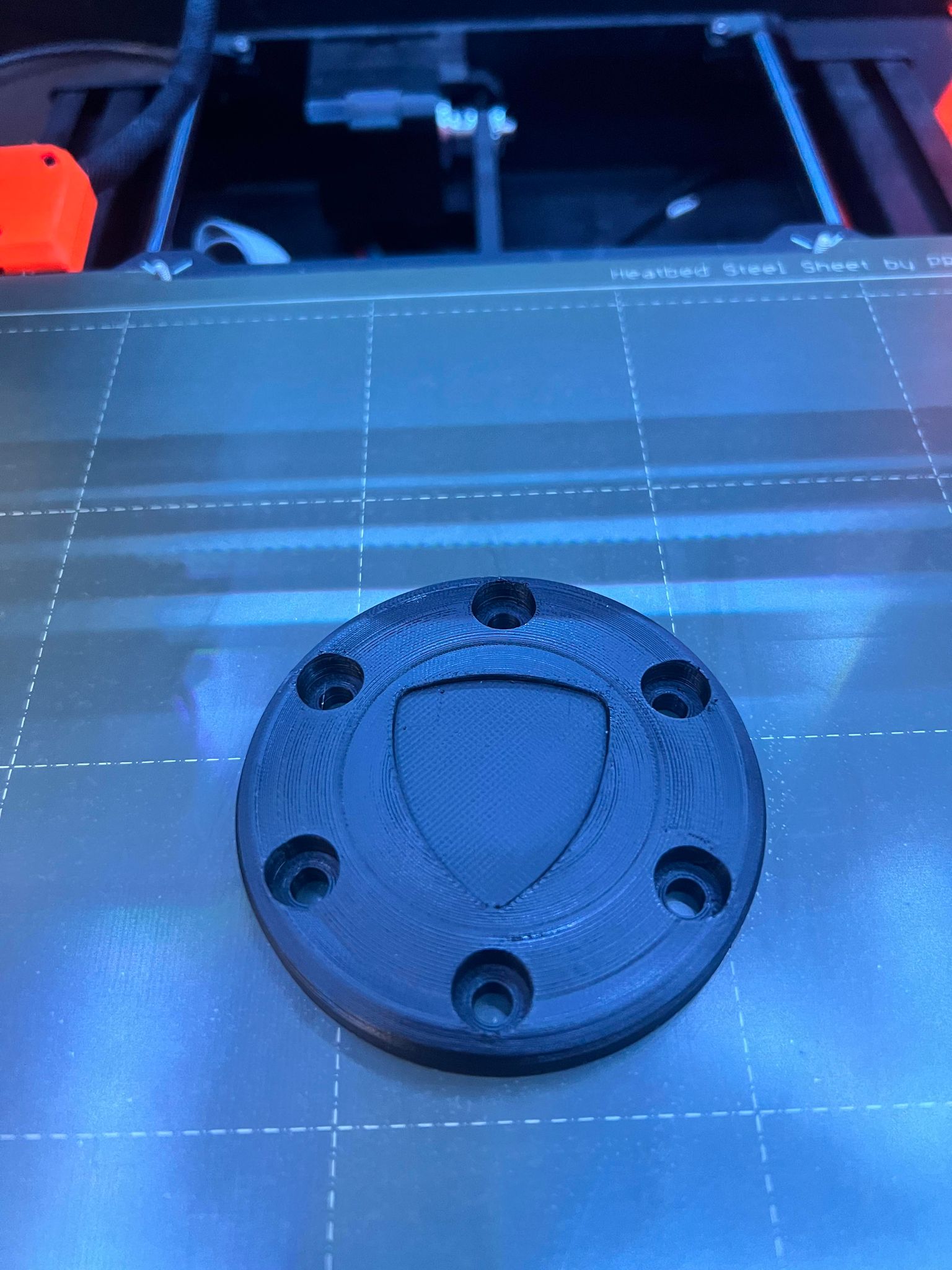 Logitech G29/G920 Lamborghini badge centre cap by HexScan3D | Download ...