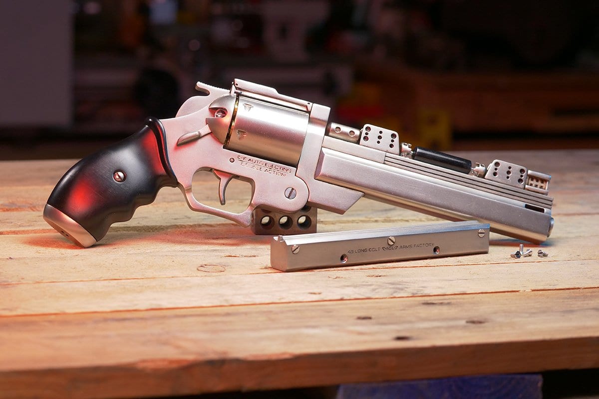 Vash's .45 Long Colt Revolver - Trigun Replica Prop von GizmoThrill ...