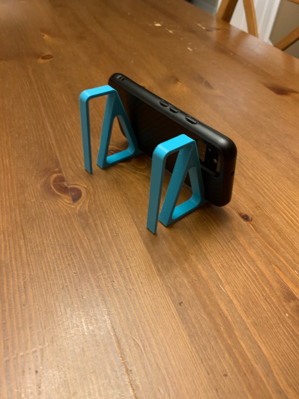 Airplane Phone Holder by Stu142 | Download free STL model | Printables.com