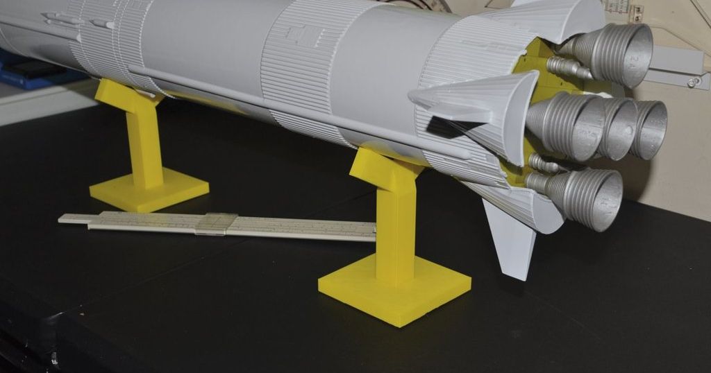 Model Rocket Display Stands for 18mm and 24mm Motors by Austin ...