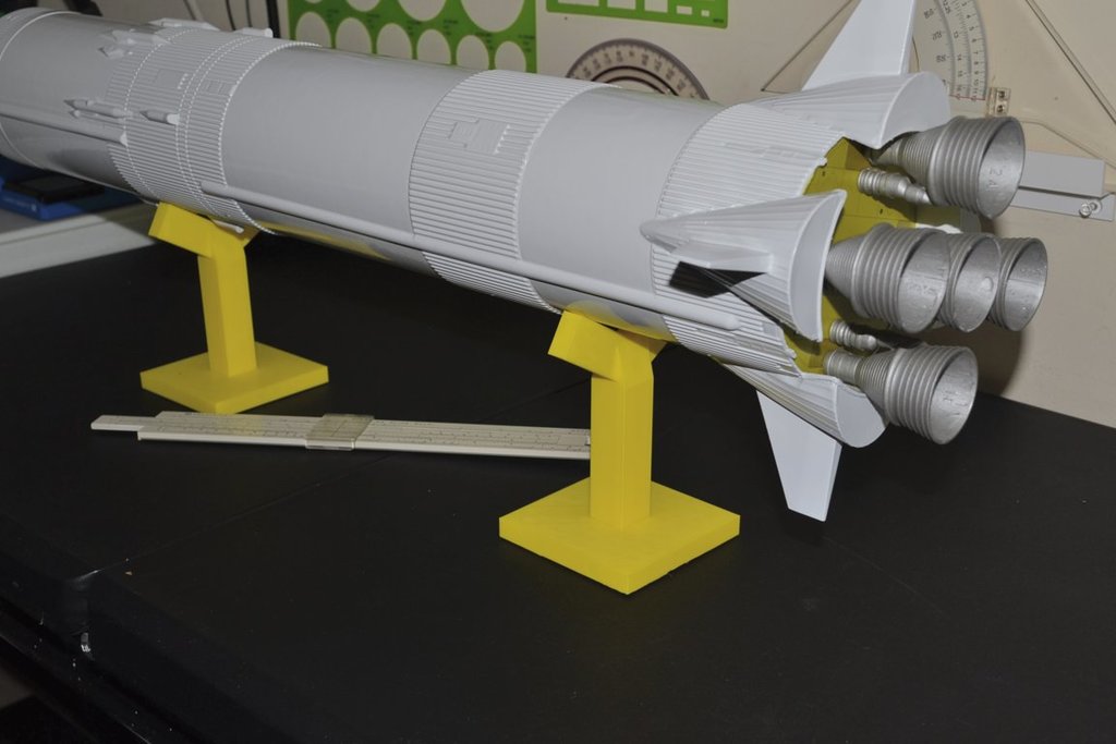 Model Rocket Display Stands for 18mm and 24mm Motors by Austin ...