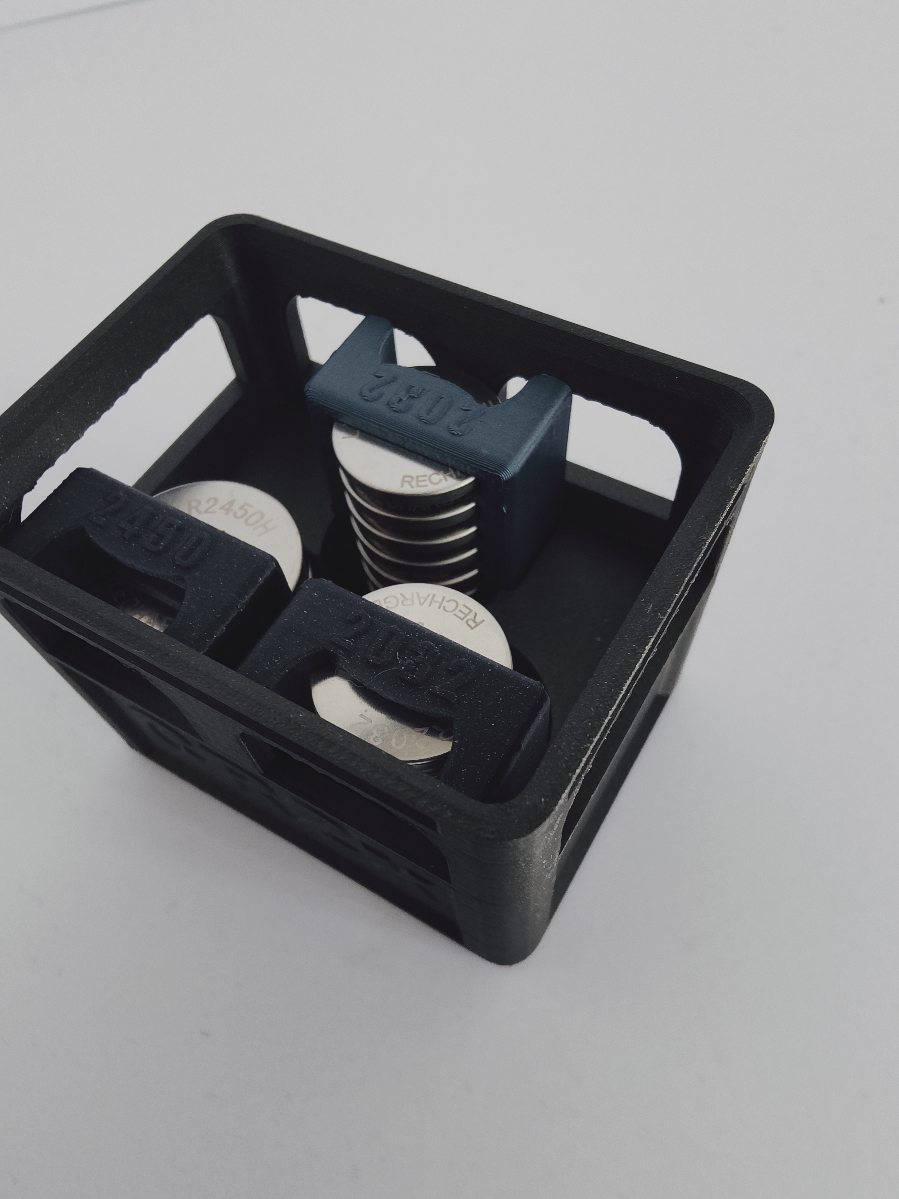 Update! - Stackable battery box (AA - AAA - 9V Blocks - CR2XX) by ...