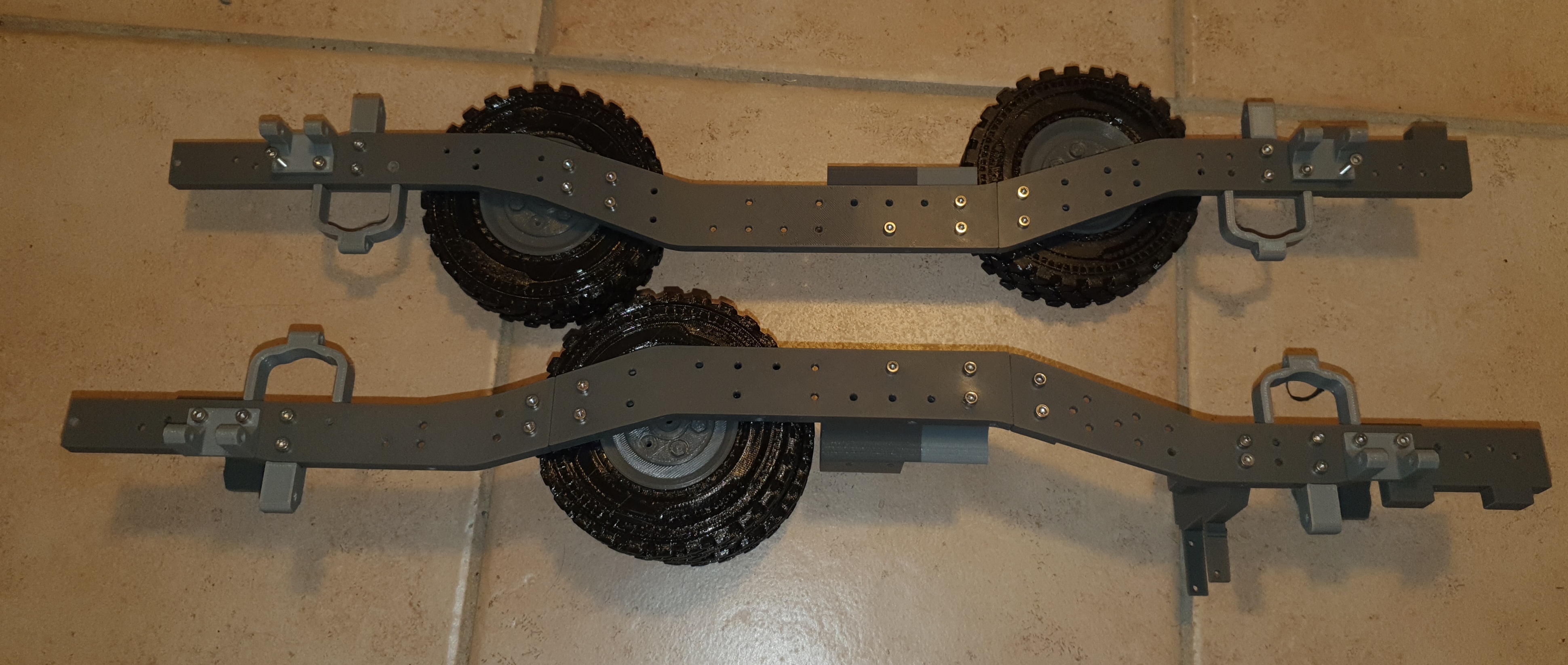 UNIMOG RC Chassis (model U5023 - 2014) at 1/10 scale (RC CAR / RC TRUCK ...