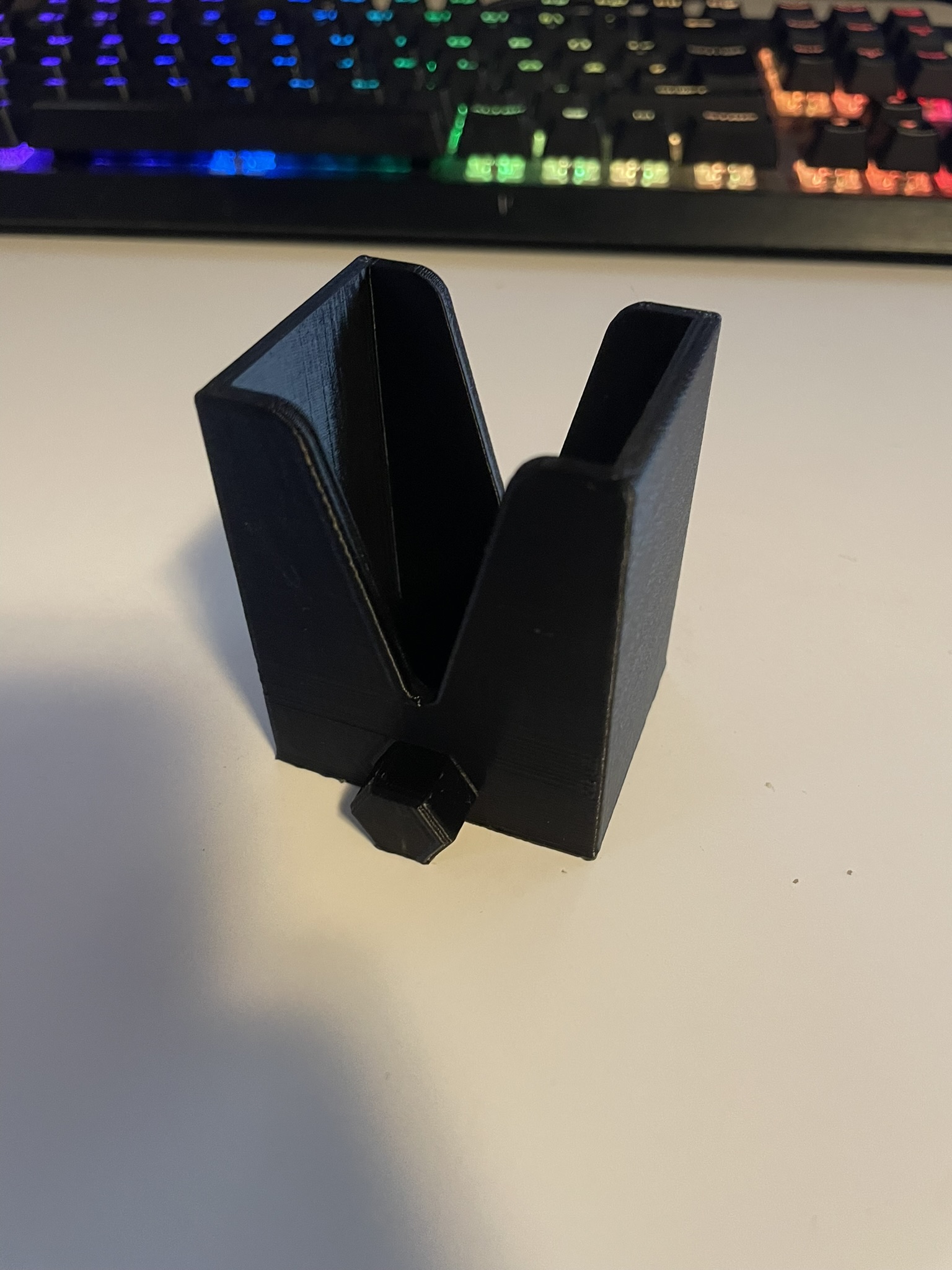 HSW LG Magic Remote Mount by Leon Kabel | Download free STL model ...