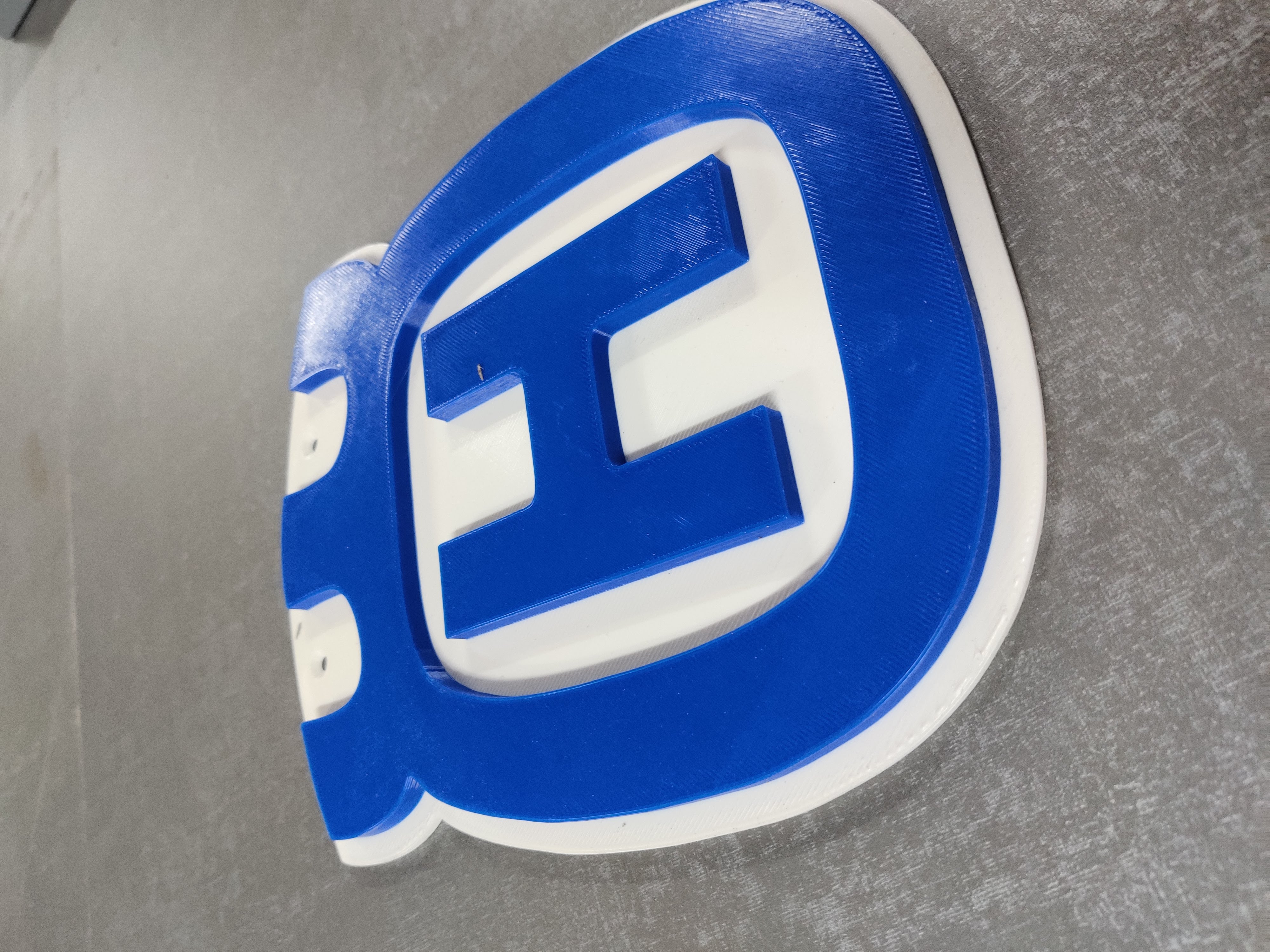 Husqvarna logo by Gieljan | Download free STL model | Printables.com