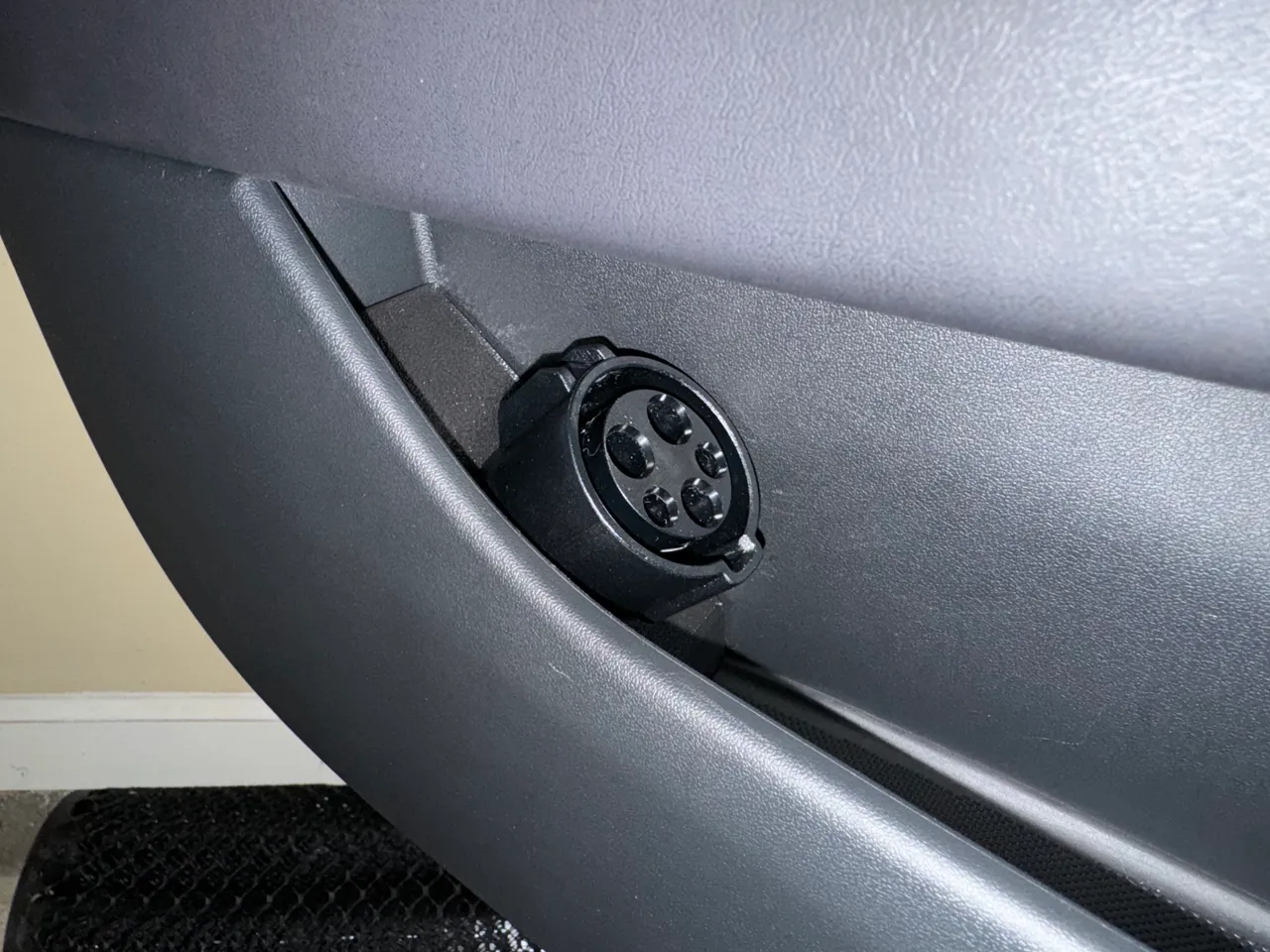 Tesla Model 3 Driver's Door J1772 Adapter Dock - Rear Mounted by isaacf ...