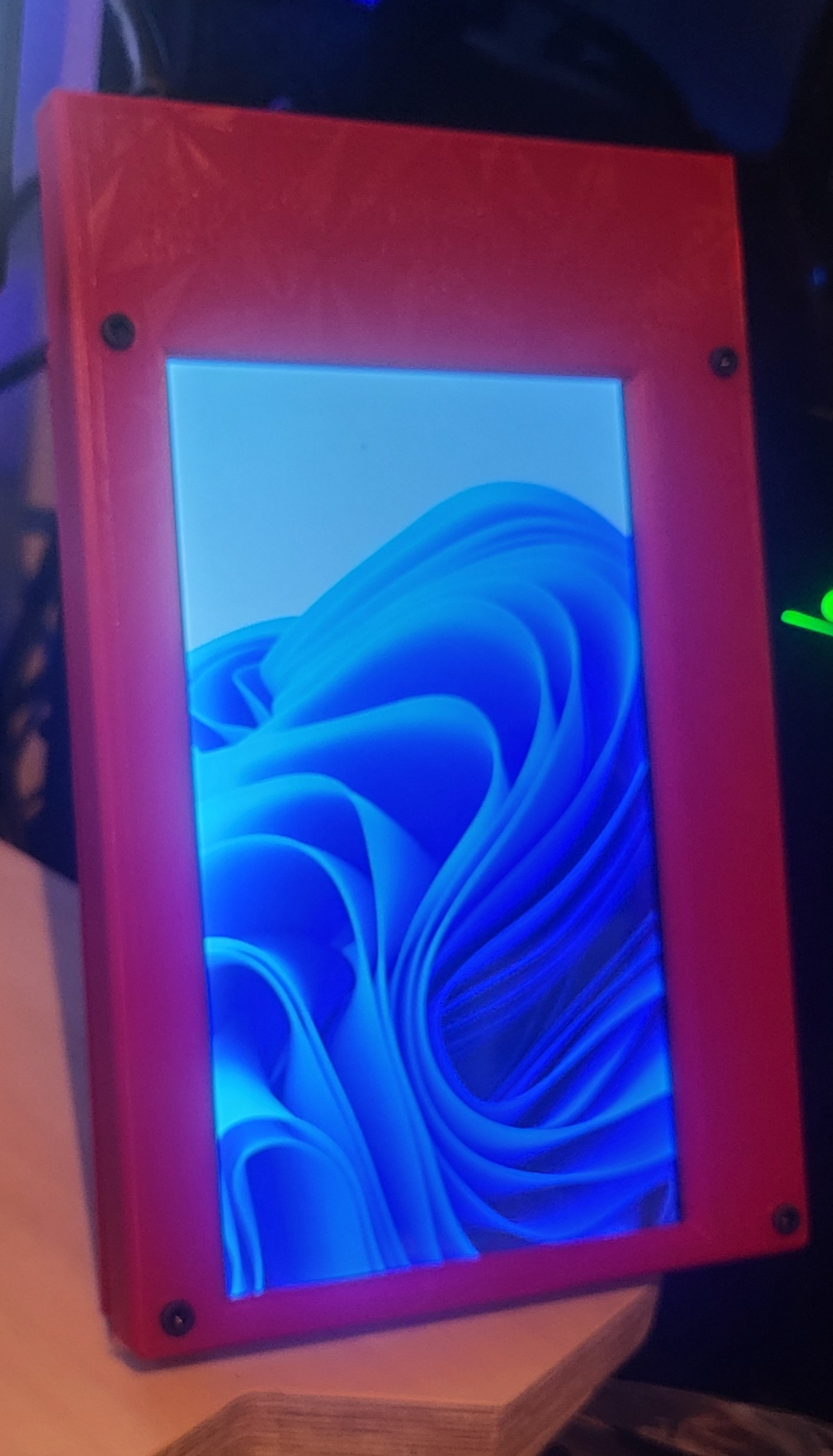 7" screen cover and stand by Simon | Download free STL model ...
