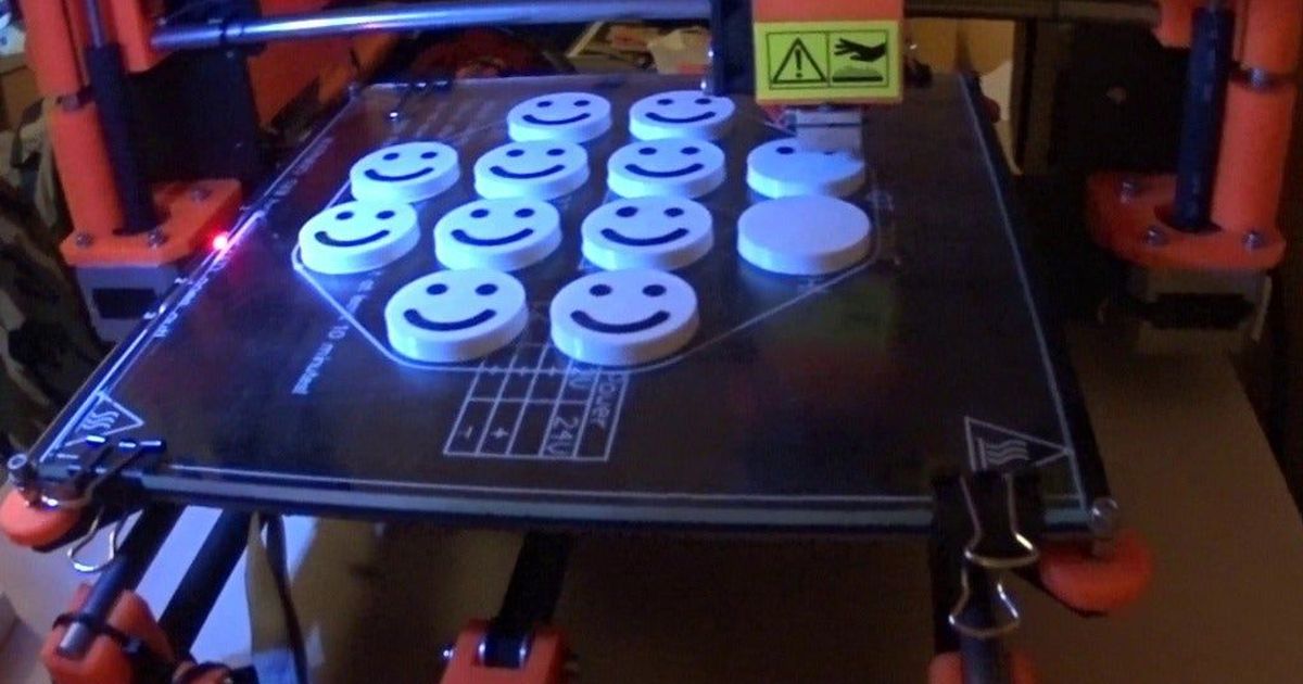 Smiley by skvedo | Download free STL model | Printables.com