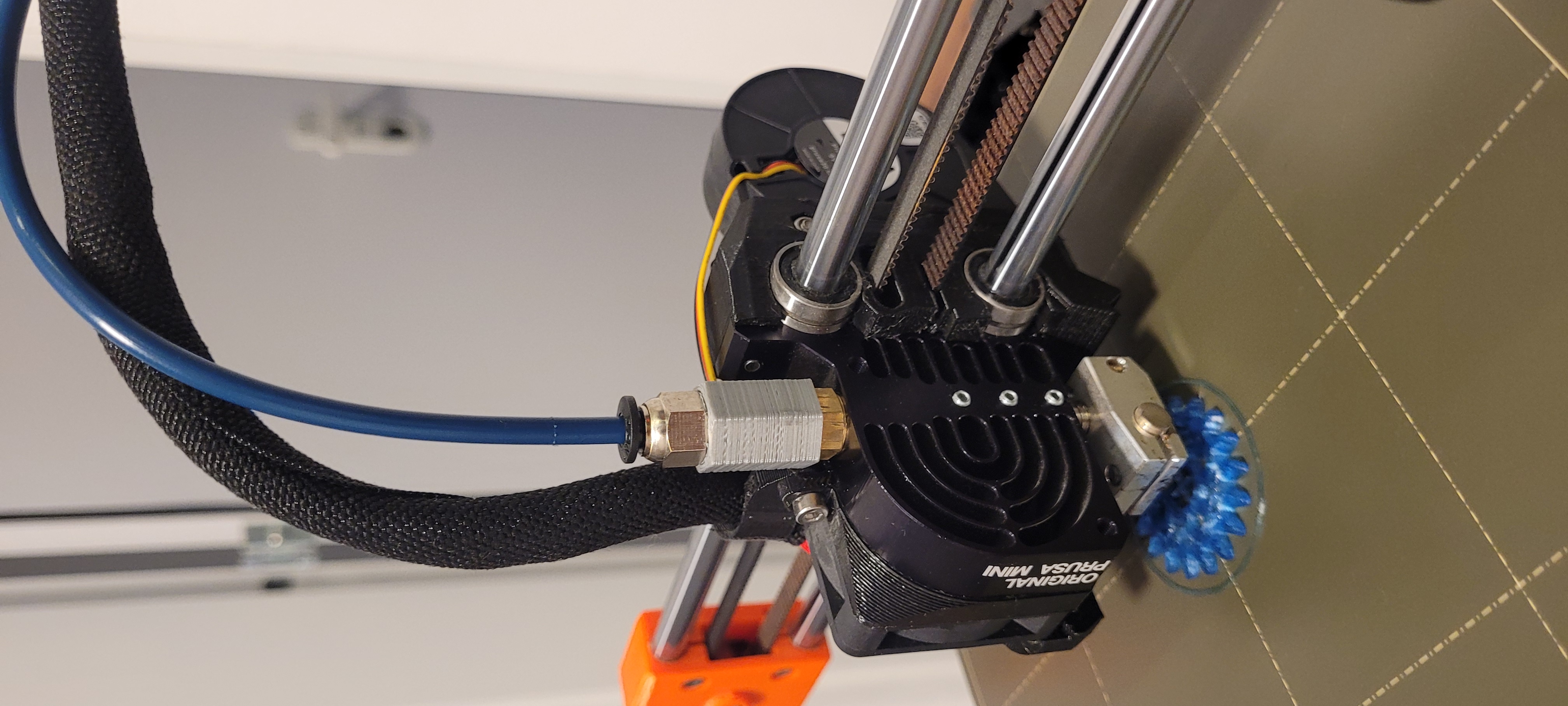 Prusa Mini Hot End Pass Thru Adapter M8x1 to M10x0.9 by Eddi Maevski | Download free STL model ...