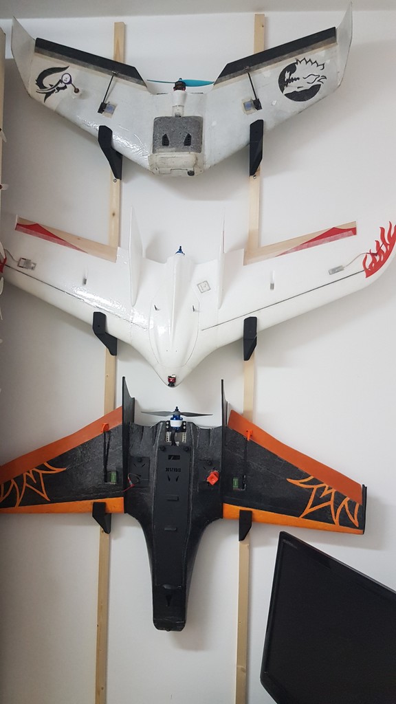 Wings Wall Mount, S800, C1 Chaser and Mini Drak by Eddi Maevski ...