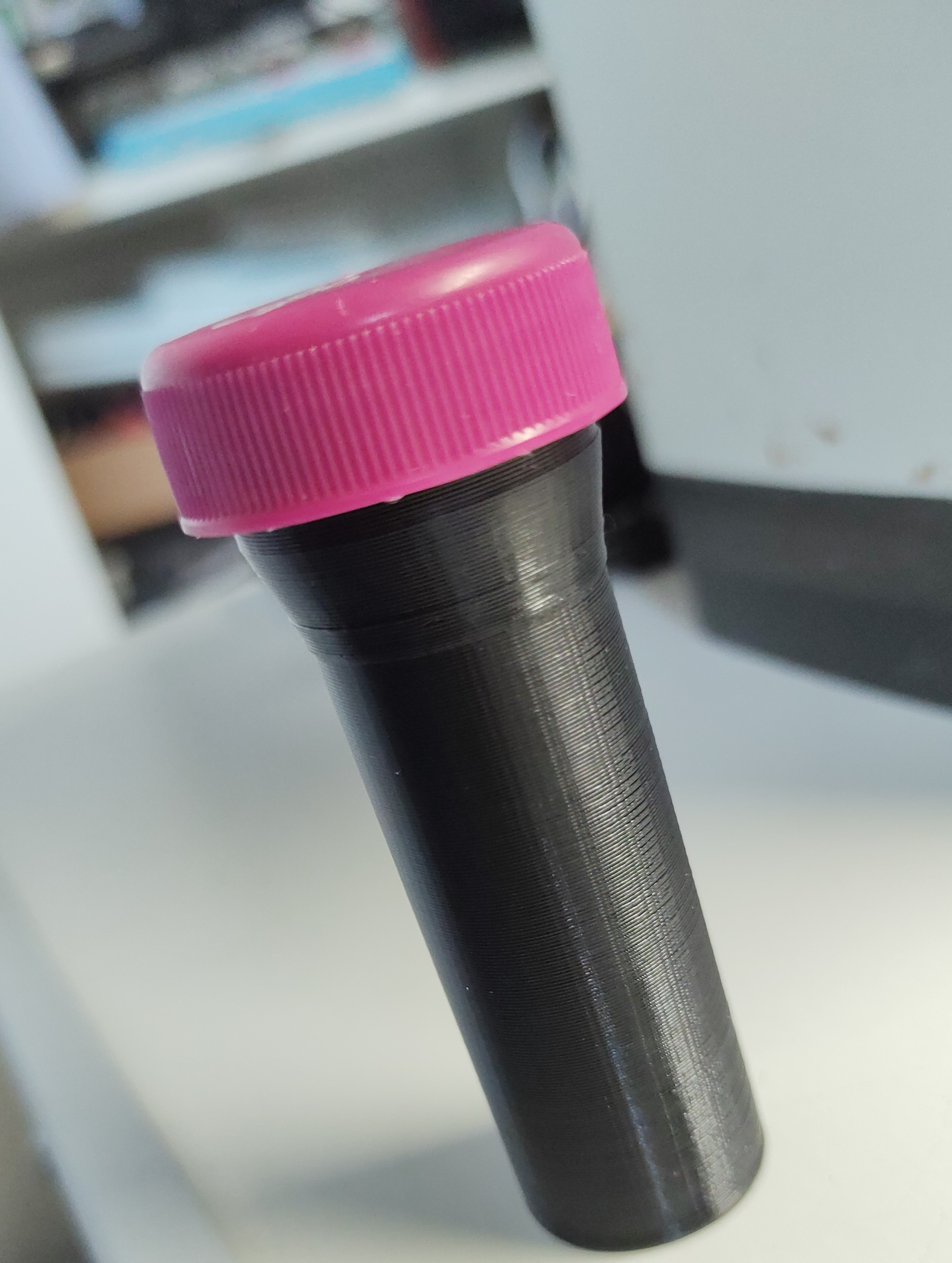 18650 holder with standard PET bottle cap by TweedyBuckle787 | Download ...