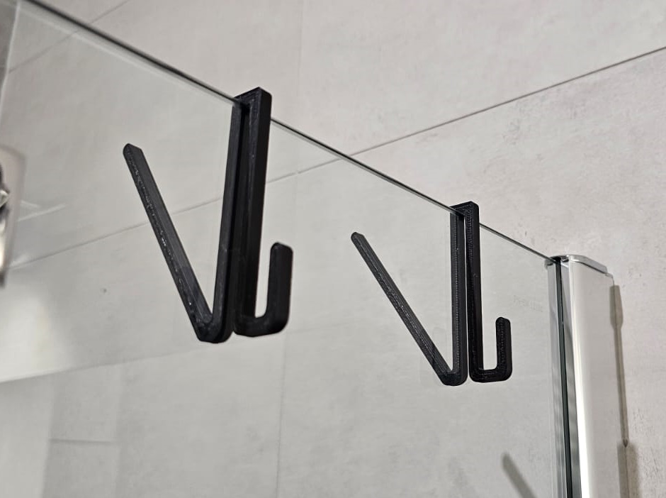 Phone shower hanger / shelf. by Dawid Ptaszyk | Download free STL model ...