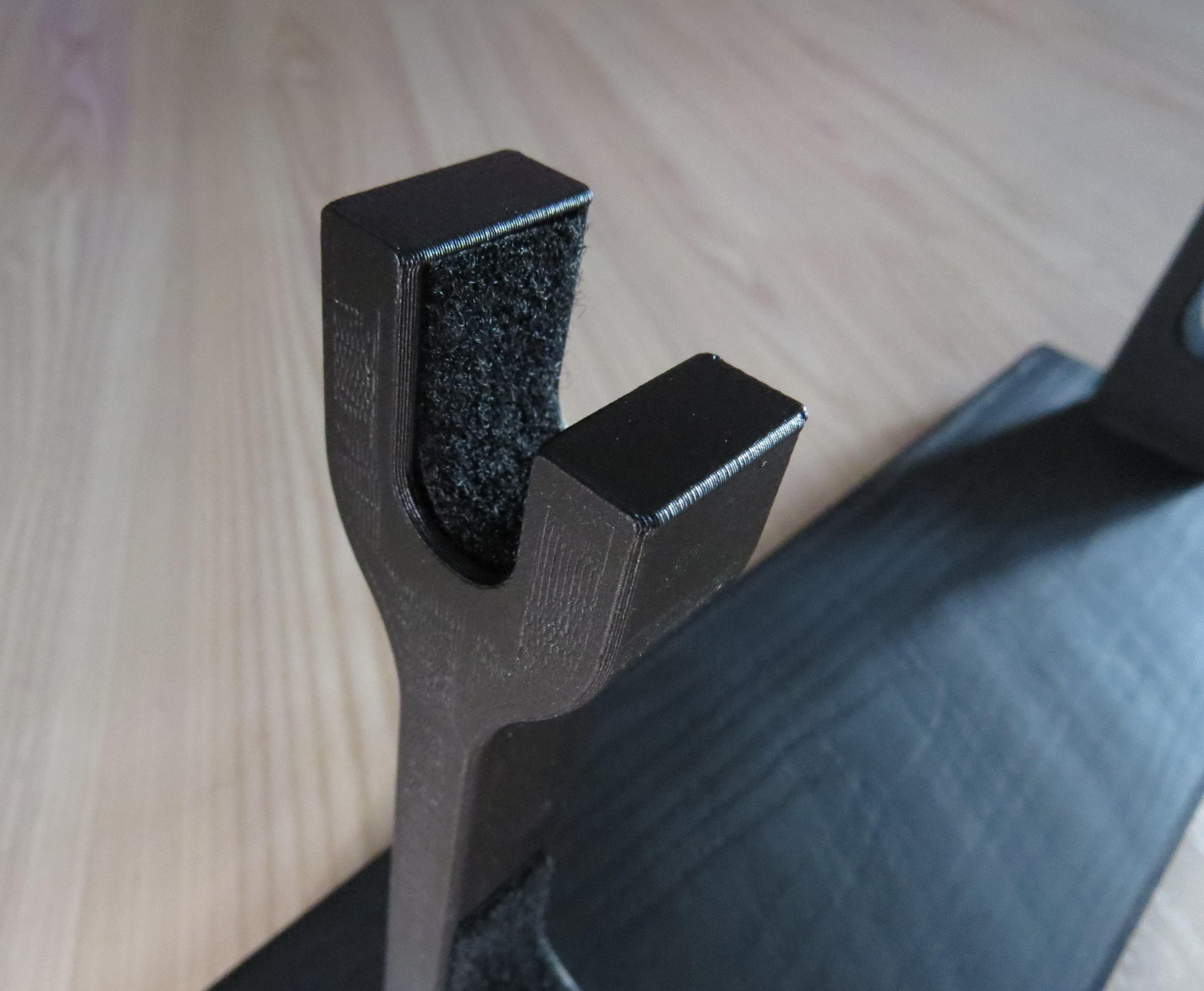 Katana Sword Prop with sword rack by LCruz3D | Printables Store