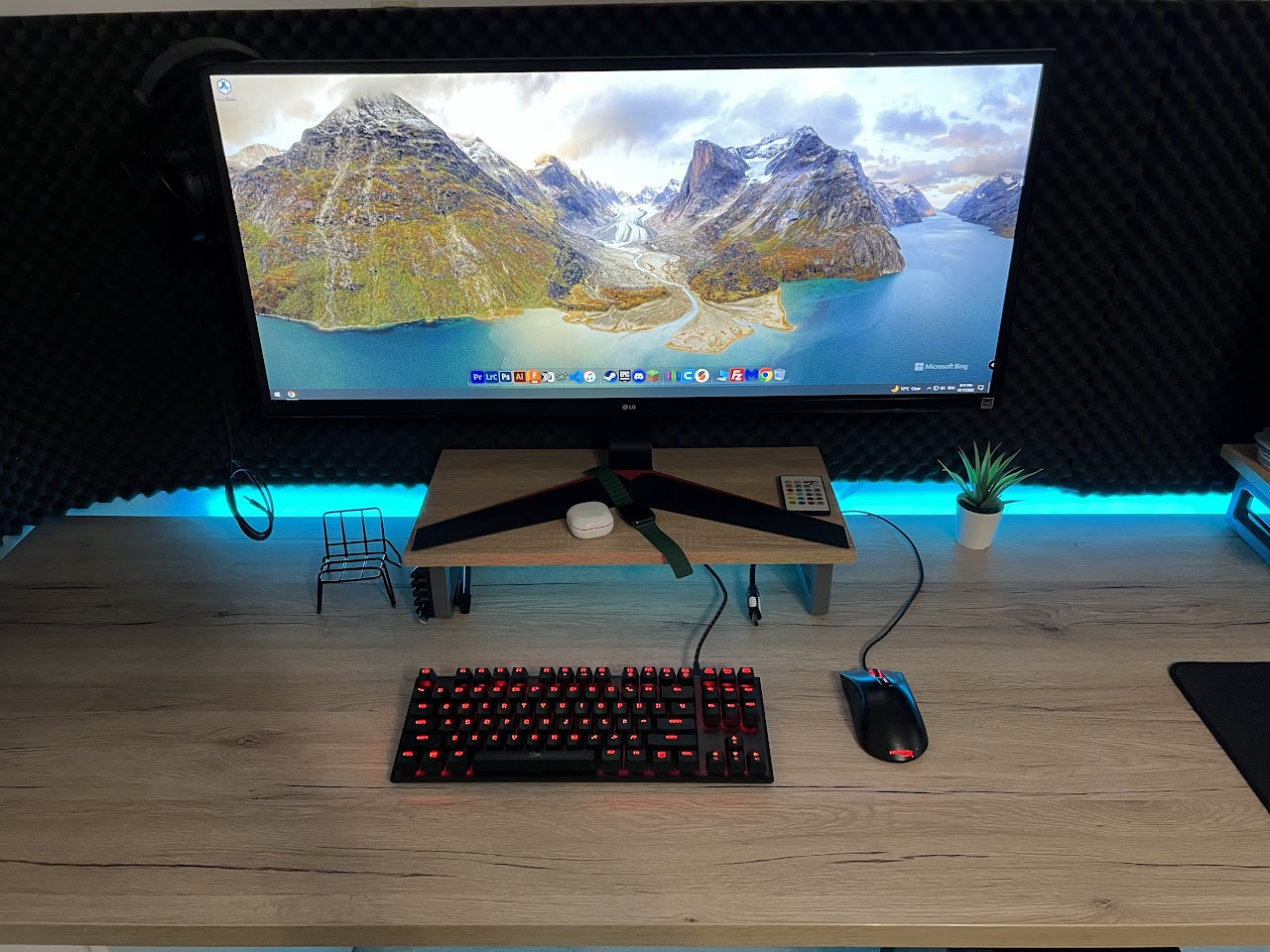 Simple feet for a simple monitor stand by Theo from Tinkering with ...