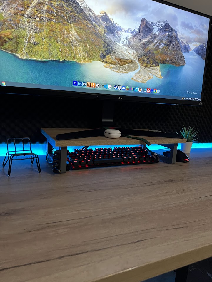 Simple feet for a simple monitor stand by Theo from Tinkering with ...