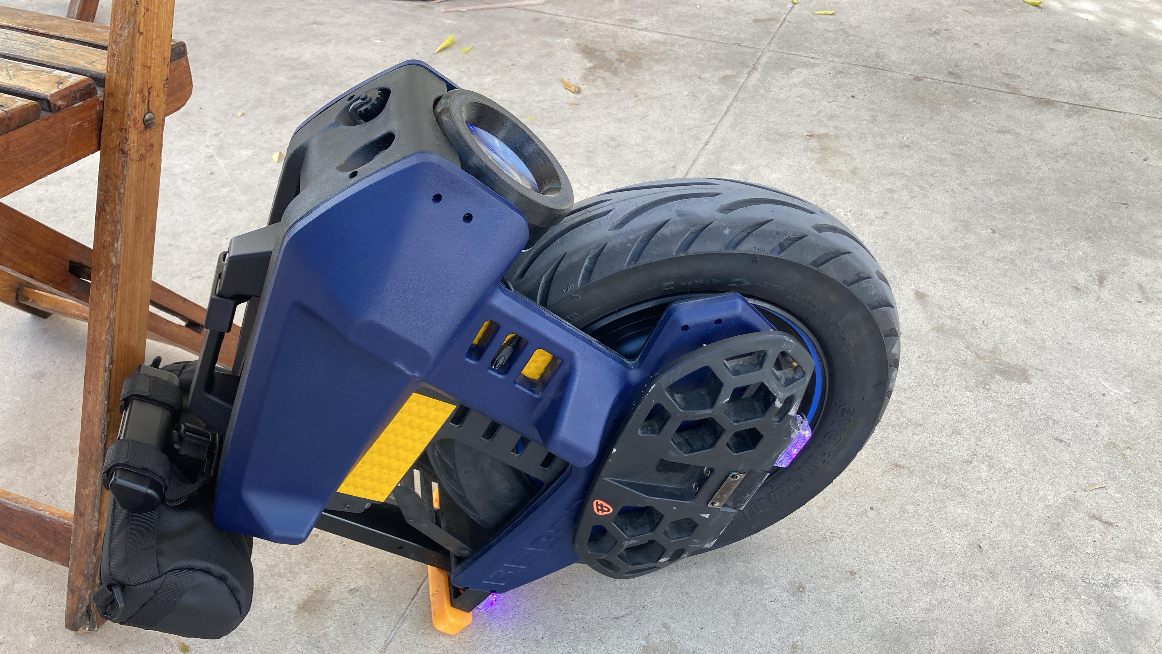 BEGODE A2 - rear bumper/rest by zeraldo | Download free STL model ...