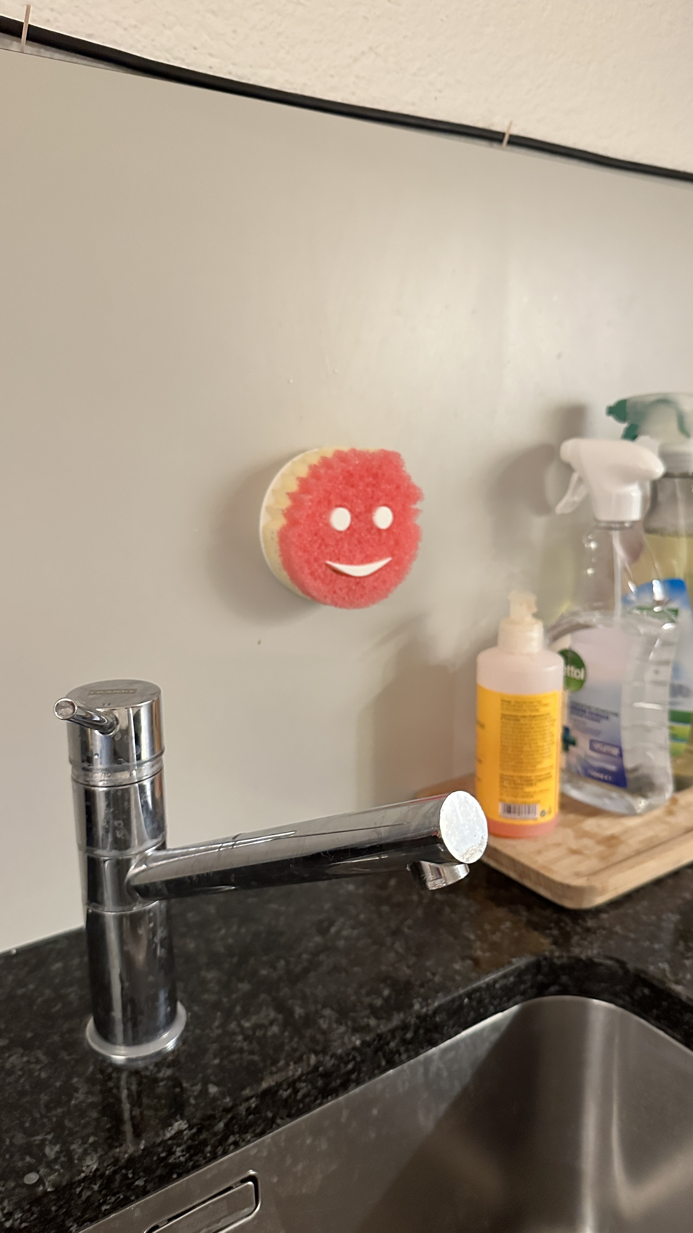 Scrub Daddy / Mommy Holder by Martin Kurka | Download free STL model ...