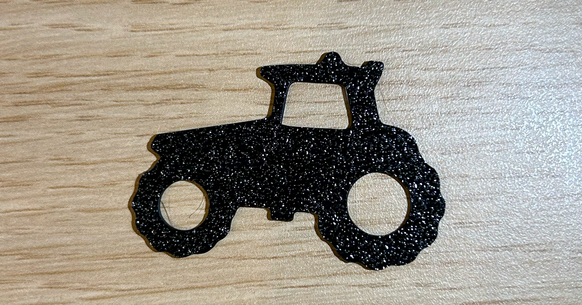 Tractor 2D Wall Art Key Chain Decor by DerNiccoo | Download free STL ...